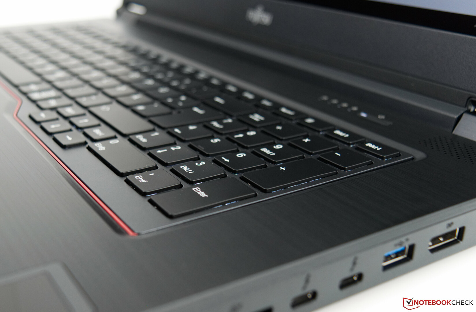 Fujitsu Celsius H980 (Core i7-8750H, NVIDIA Quadro P3200) Workstation ...