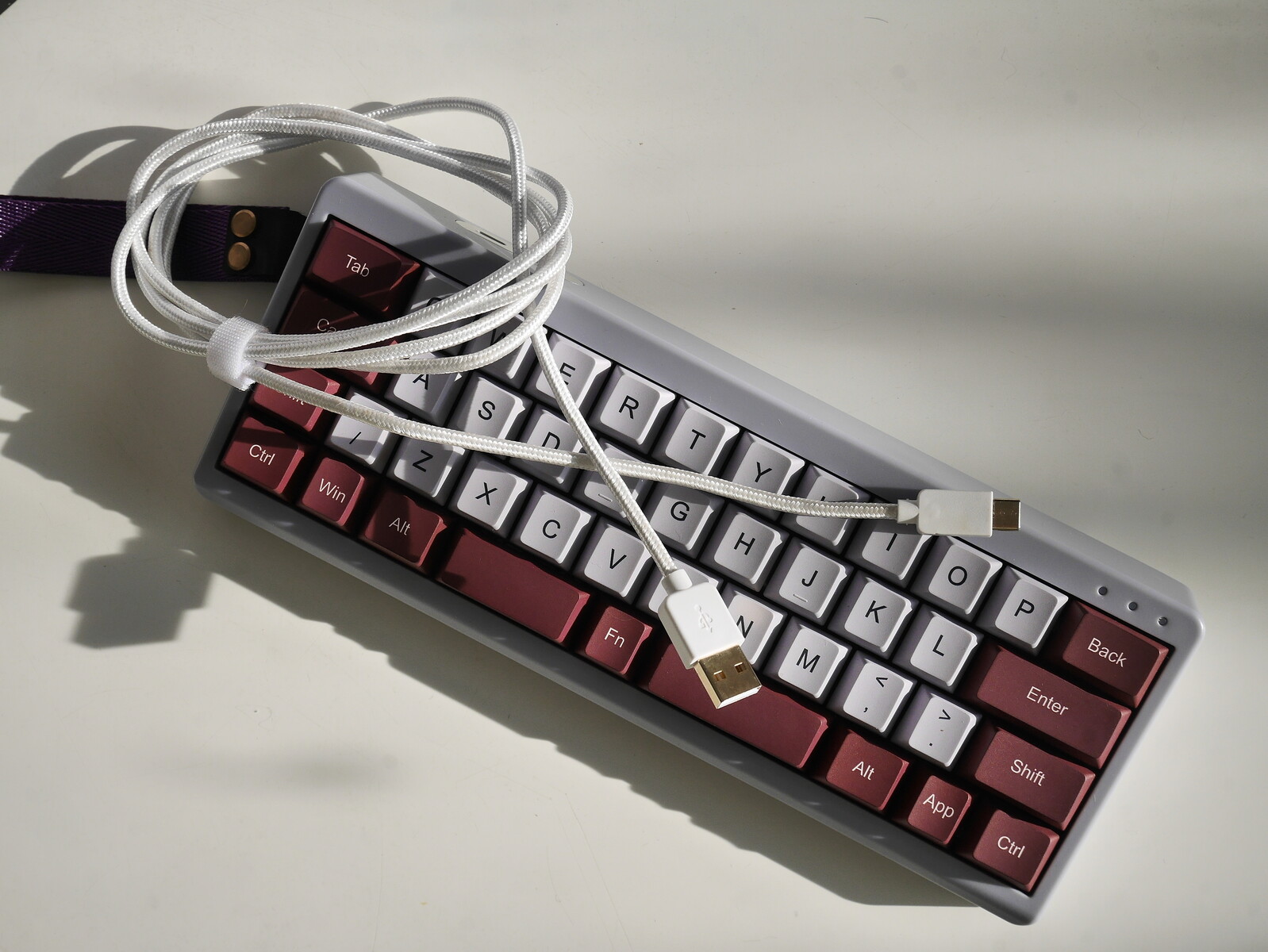 Epomaker TH40 hands-on review: Affordable 40% mechanical keyboard with ...