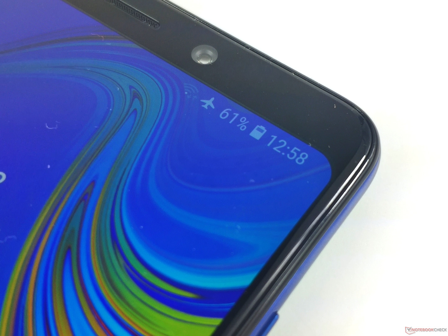 Samsung Galaxy A9 (2018) Smartphone Review - NotebookCheck.net Reviews