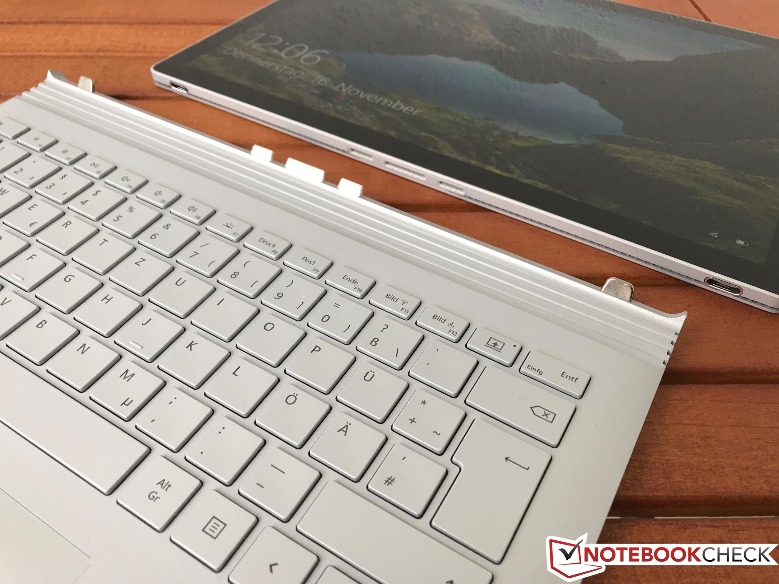 Microsoft Surface Book 2 (13.5", i7, GTX 1050) Convertible Review ...