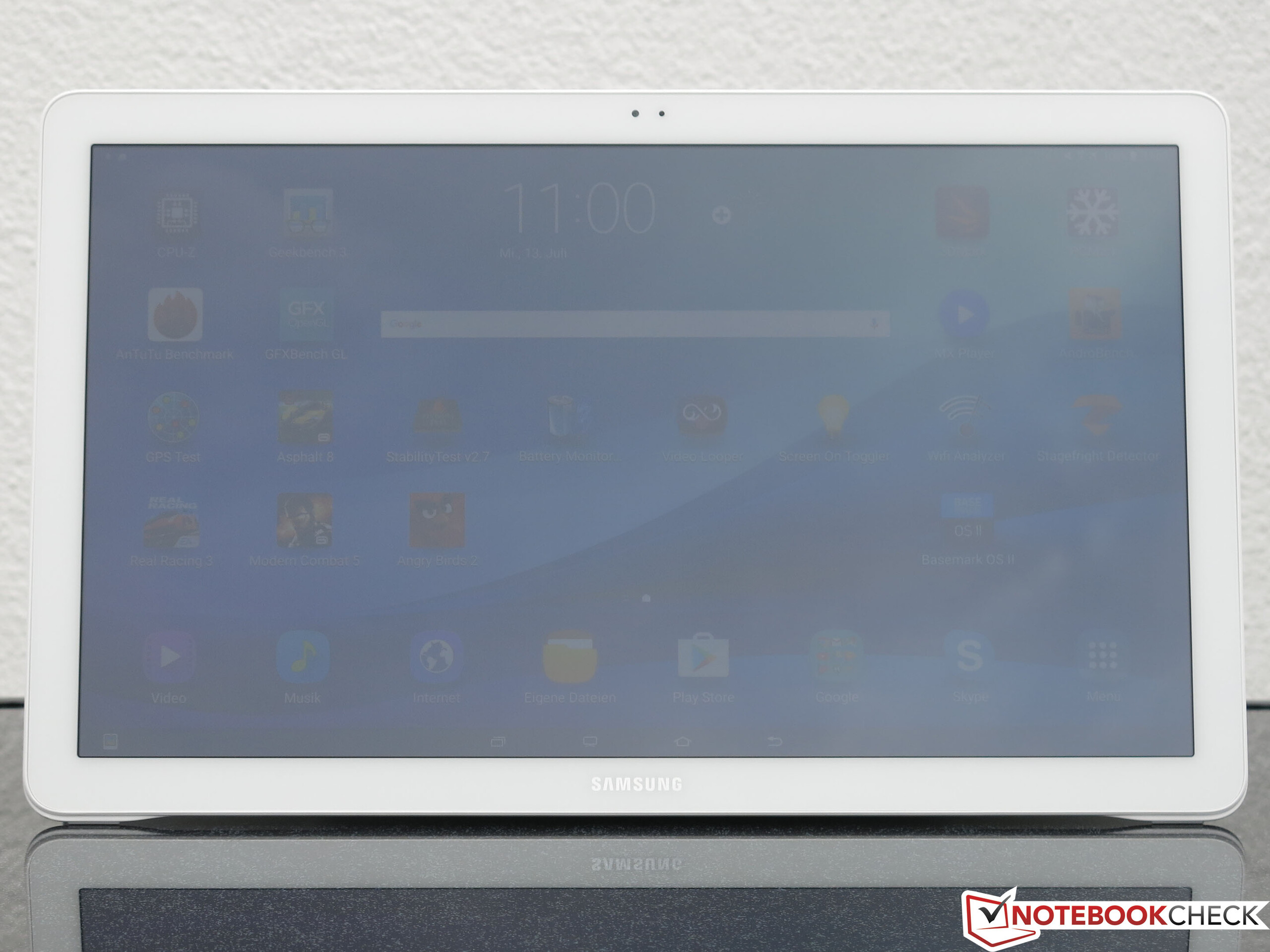 Samsung Galaxy View Tablet Review - NotebookCheck.net Reviews