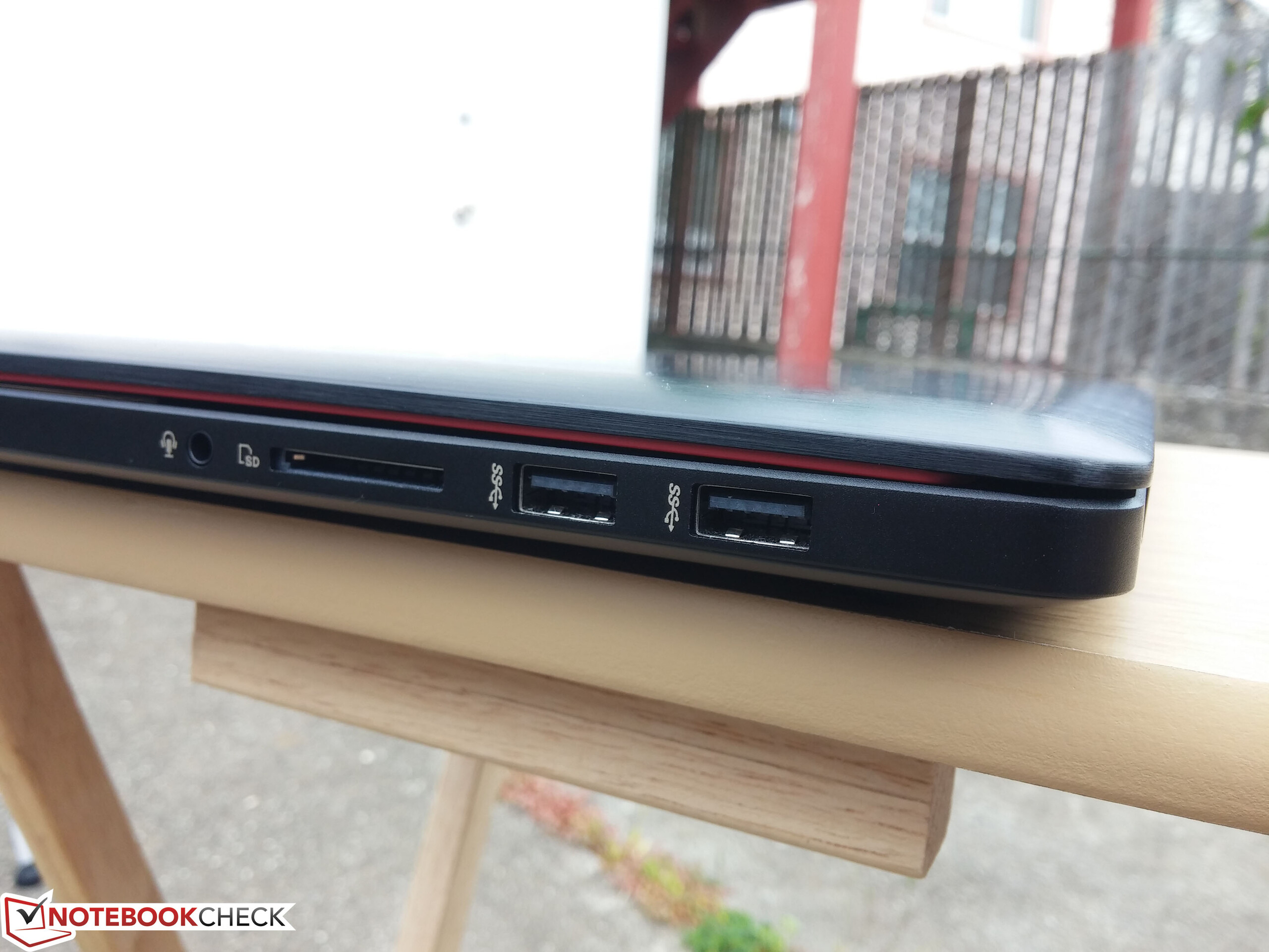 Asus G501JW Notebook Review - NotebookCheck.net Reviews