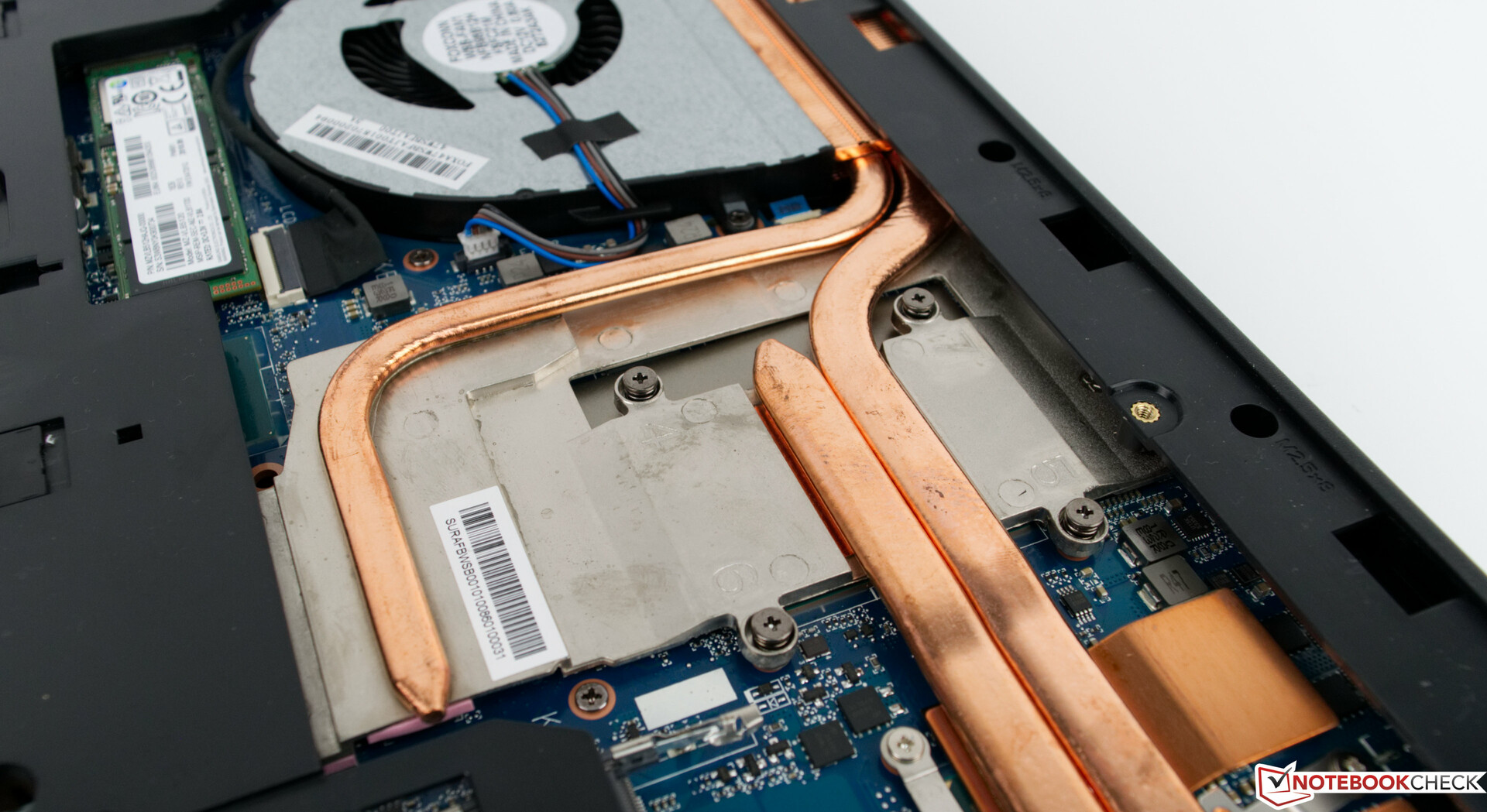 Fujitsu Celsius H980 (Core i7-8750H, NVIDIA Quadro P3200) Workstation ...