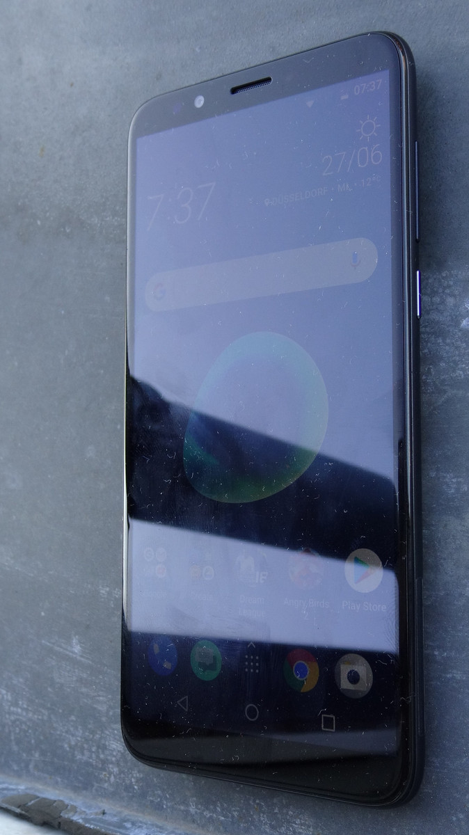 HTC Desire 12 Plus Smartphone Review - Notebookcheck Review