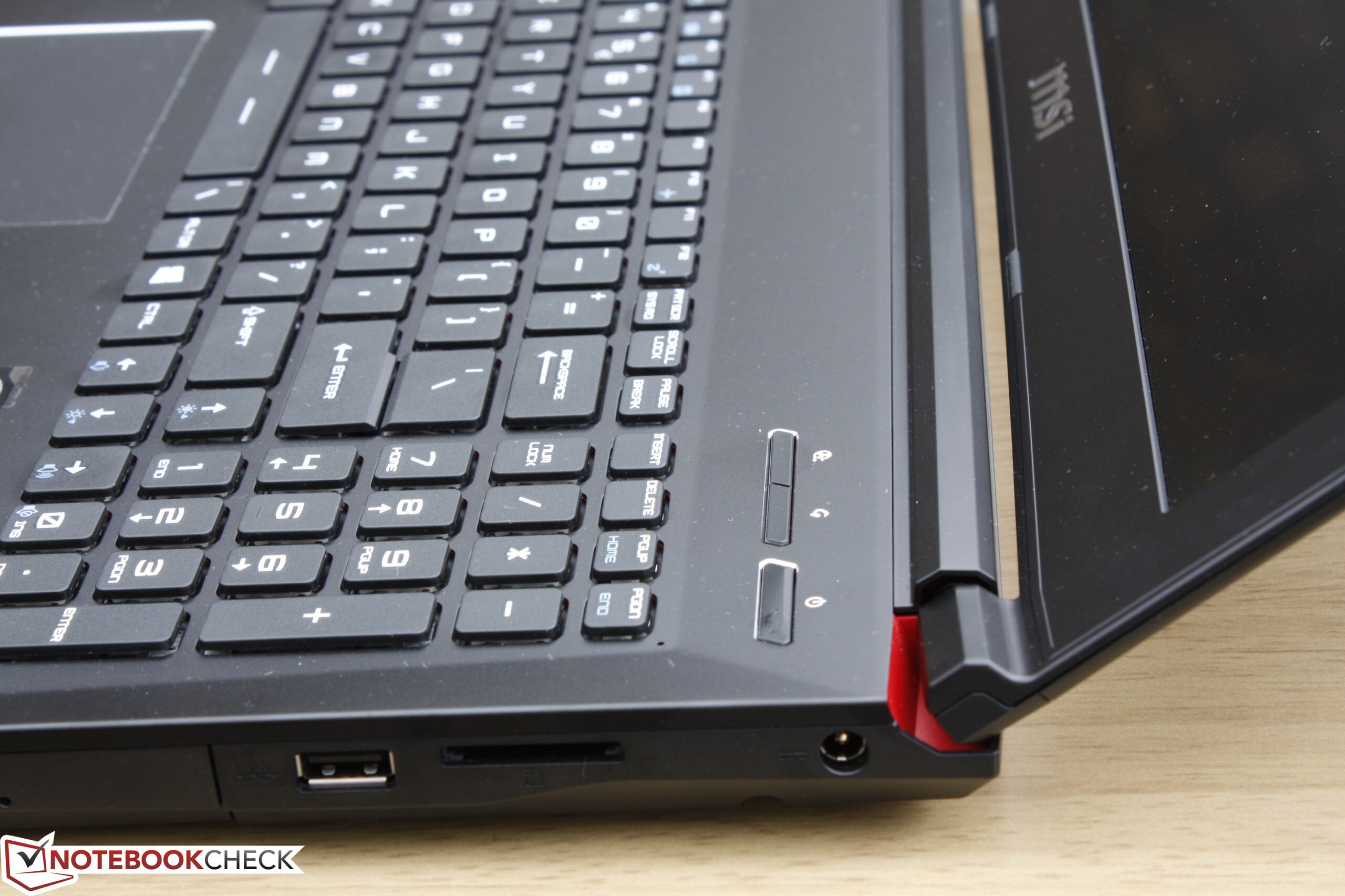 MSI GP62 2QE Notebook Review - NotebookCheck.net Reviews