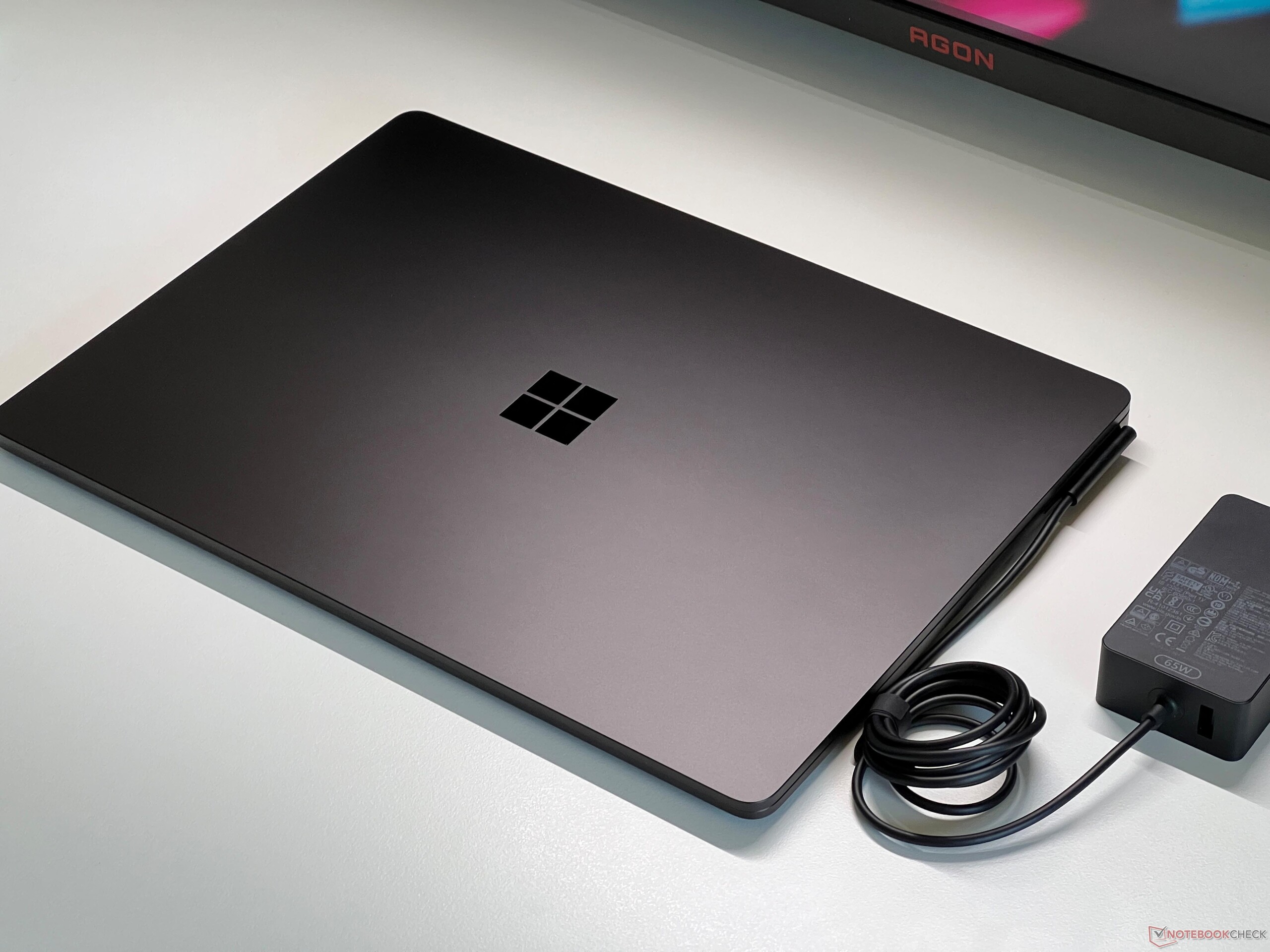 Microsoft Surface Laptop 7 15 Lunar Lake review - A slap in the face ...