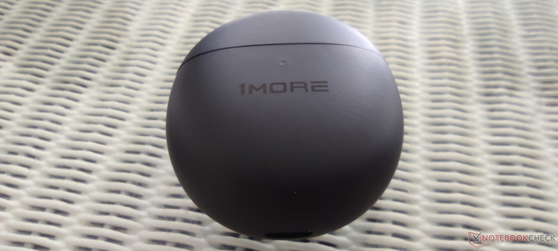 1MORE ComfoBuds Mini hands-on: The little big underdog of the TWS world ...