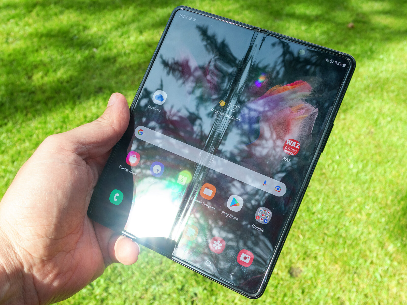 Samsung Galaxy Z Fold3 5G review: The unrivaled folding smartphone ...