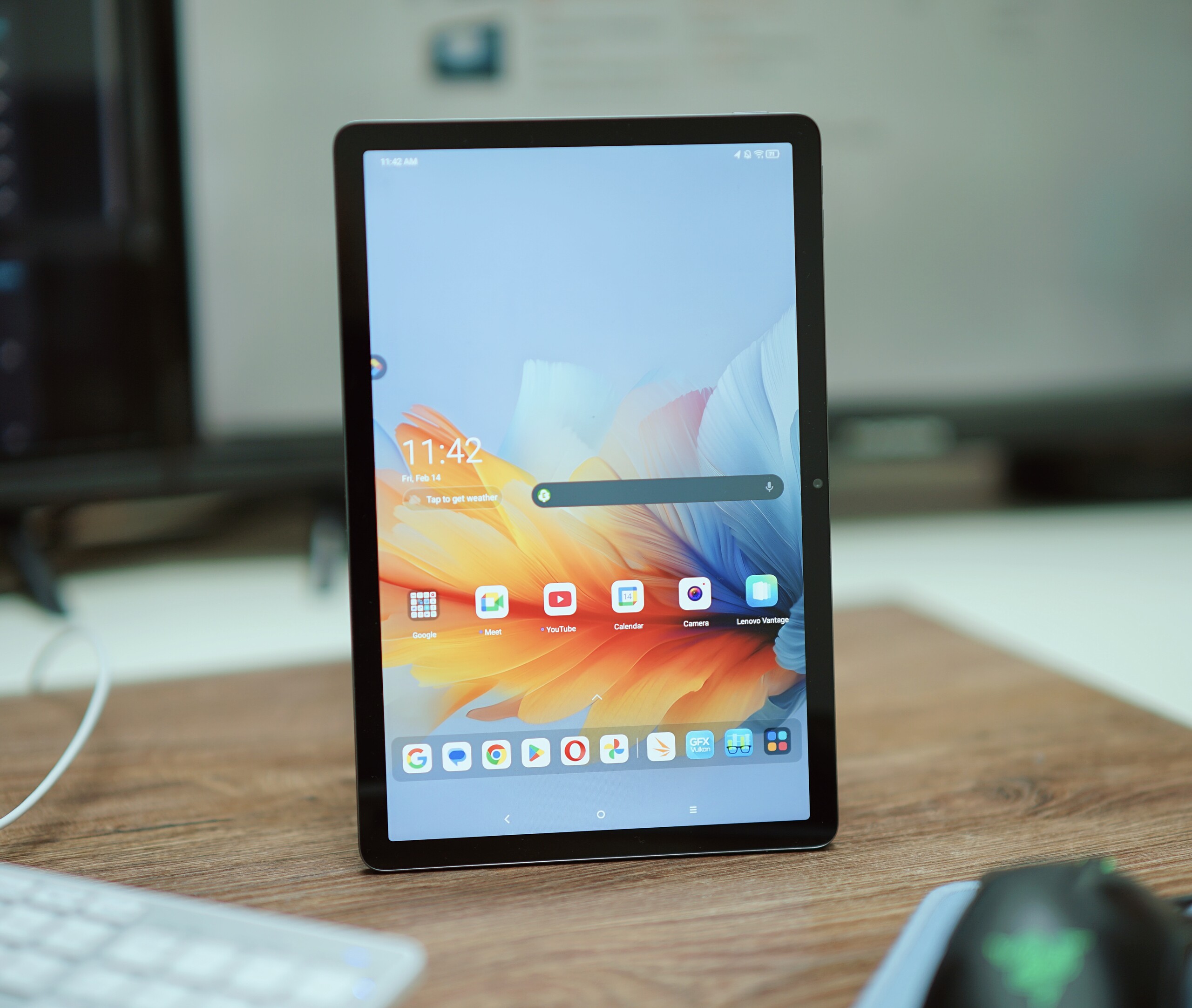 Lenovo Tab review – 10-inch tablet as an affordable alternative for ...