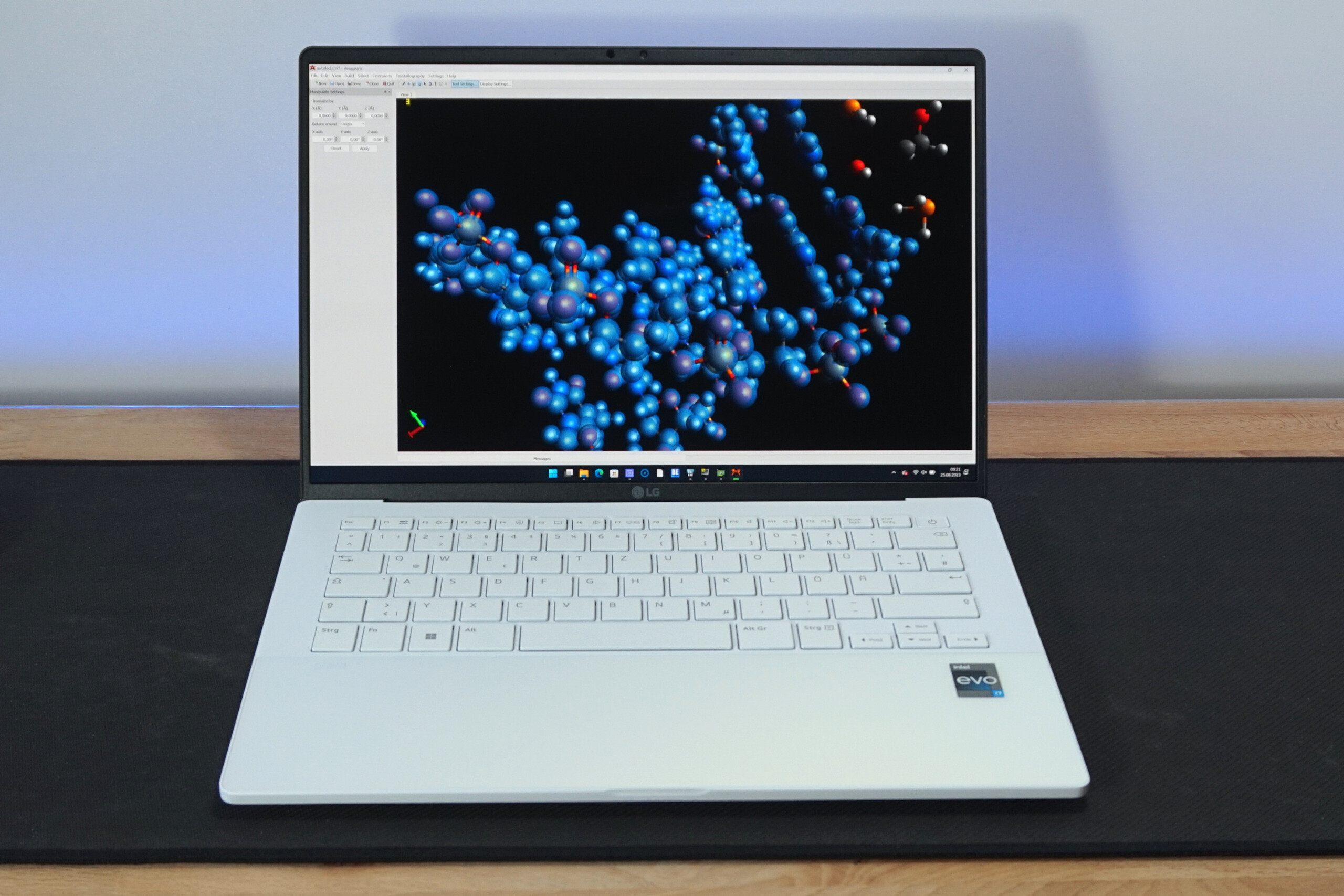 LG Gram Style 14 laptop review: Elegant, fast, and (too) hot ...