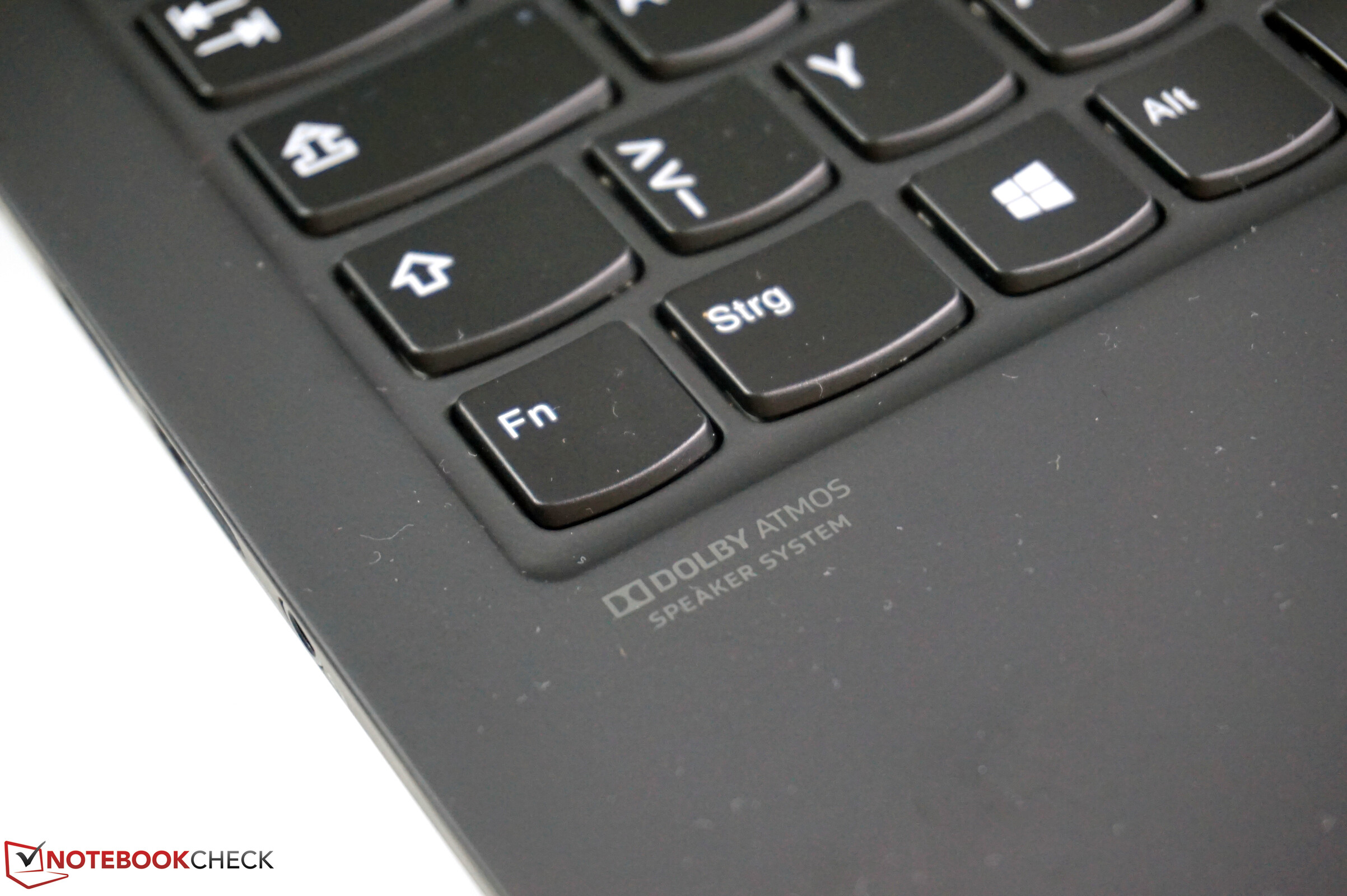 Lenovo ThinkPad X1 Carbon 2019 Privacy Guard Review: Business laptop ...