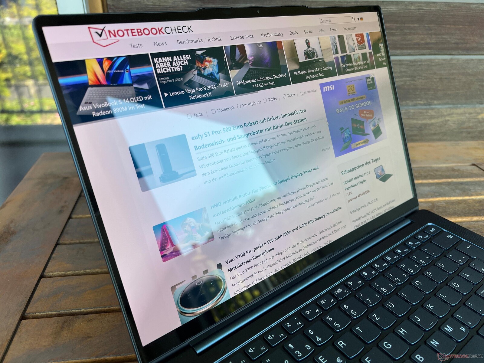 Lenovo Yoga Pro 7 14 review - The multimedia laptop with 120-Hz OLED ...