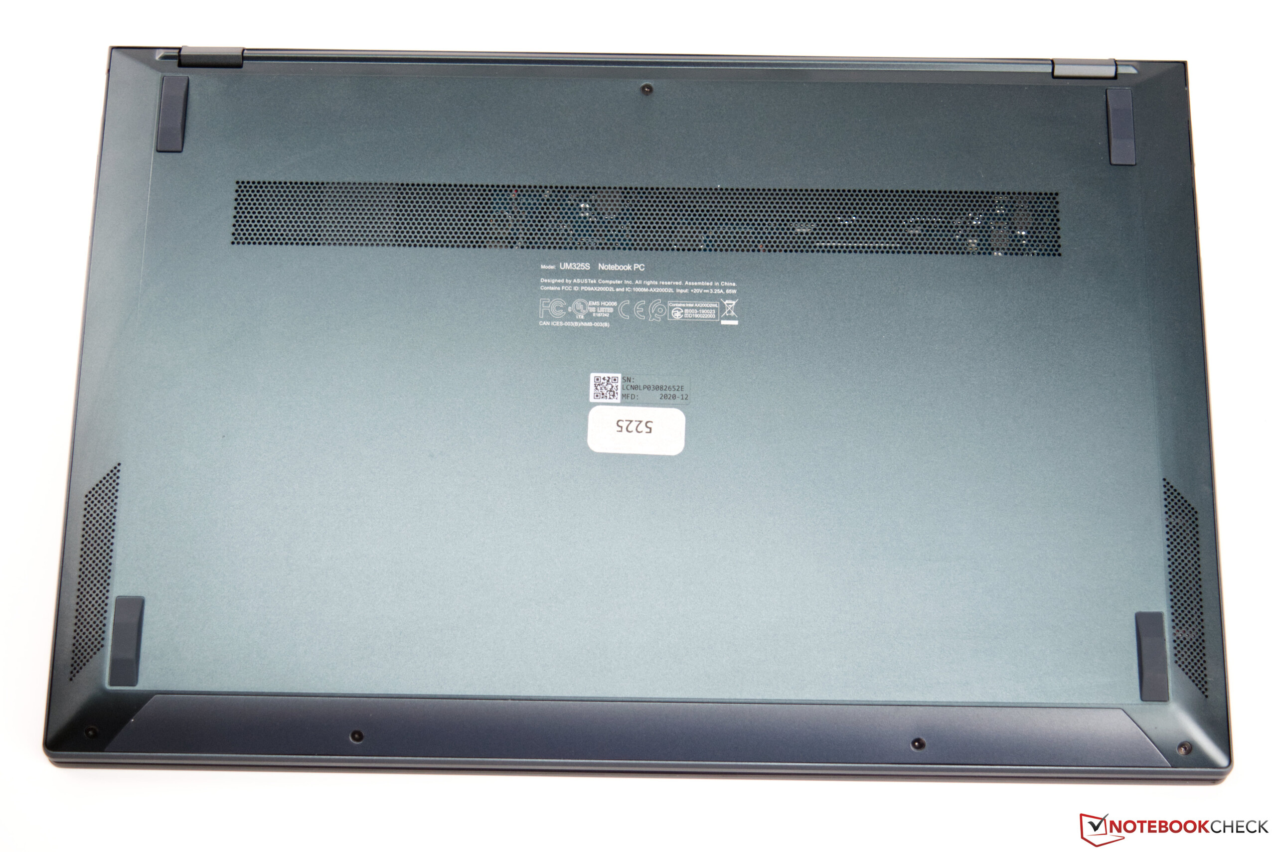 Asus ZenBook 13 Review - A compact 13-inch laptop with a fast Ryzen 7 ...