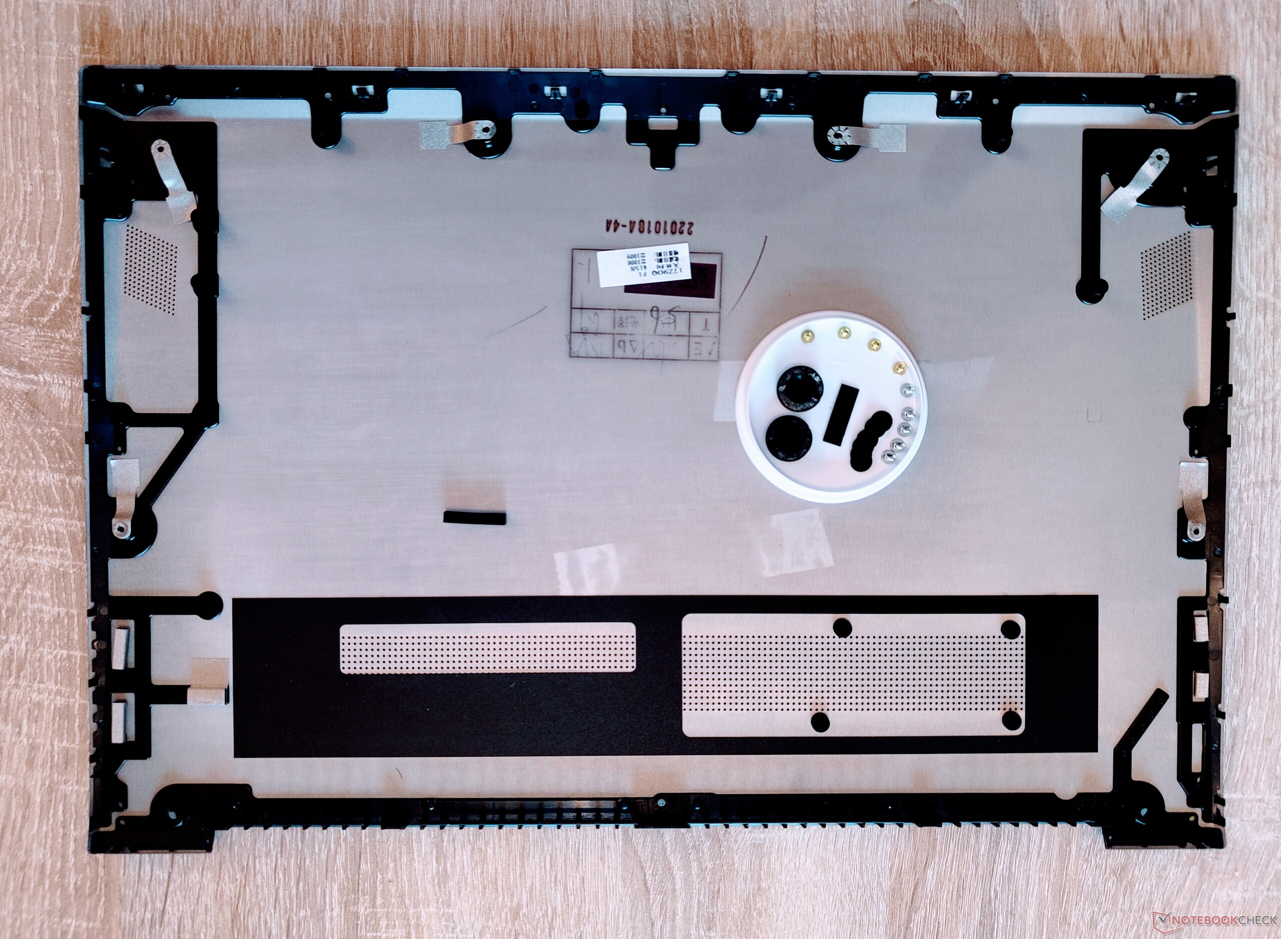 LG Gram 17 review - A super light 17-inch laptop with a modest dGPU ...