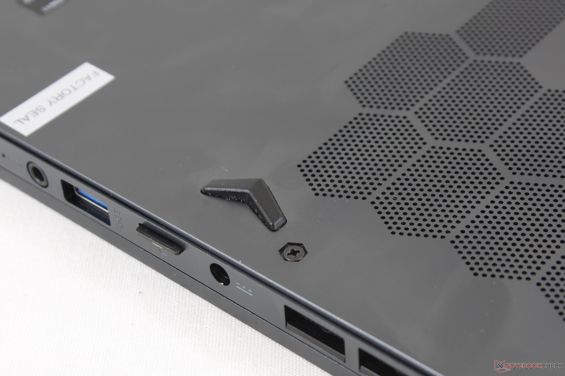 MSI Stealth 15M GeForce RTX Laptop Review: Faster Graphics than the ...