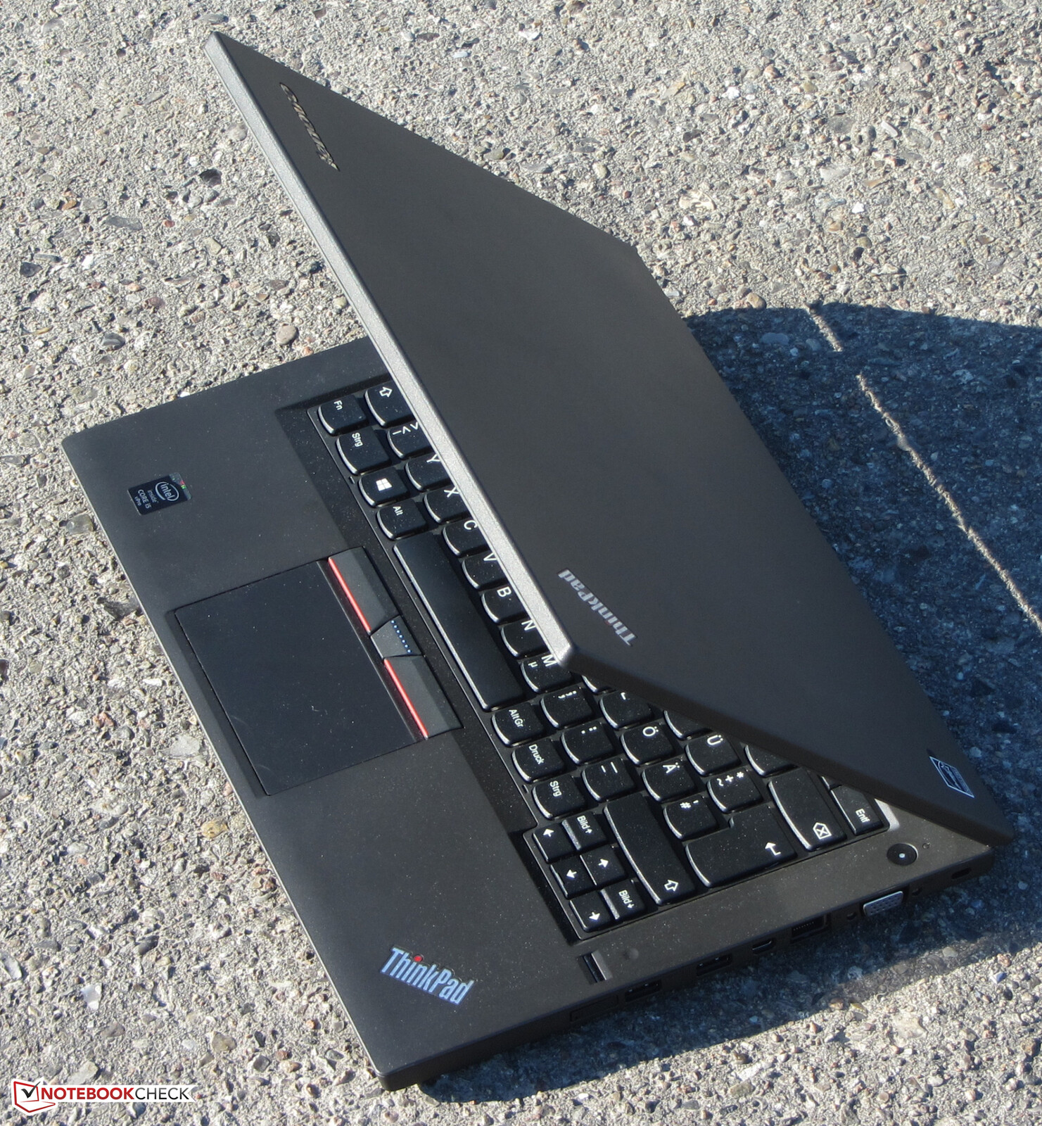 Lenovo ThinkPad L450 Notebook Review - NotebookCheck.net Reviews