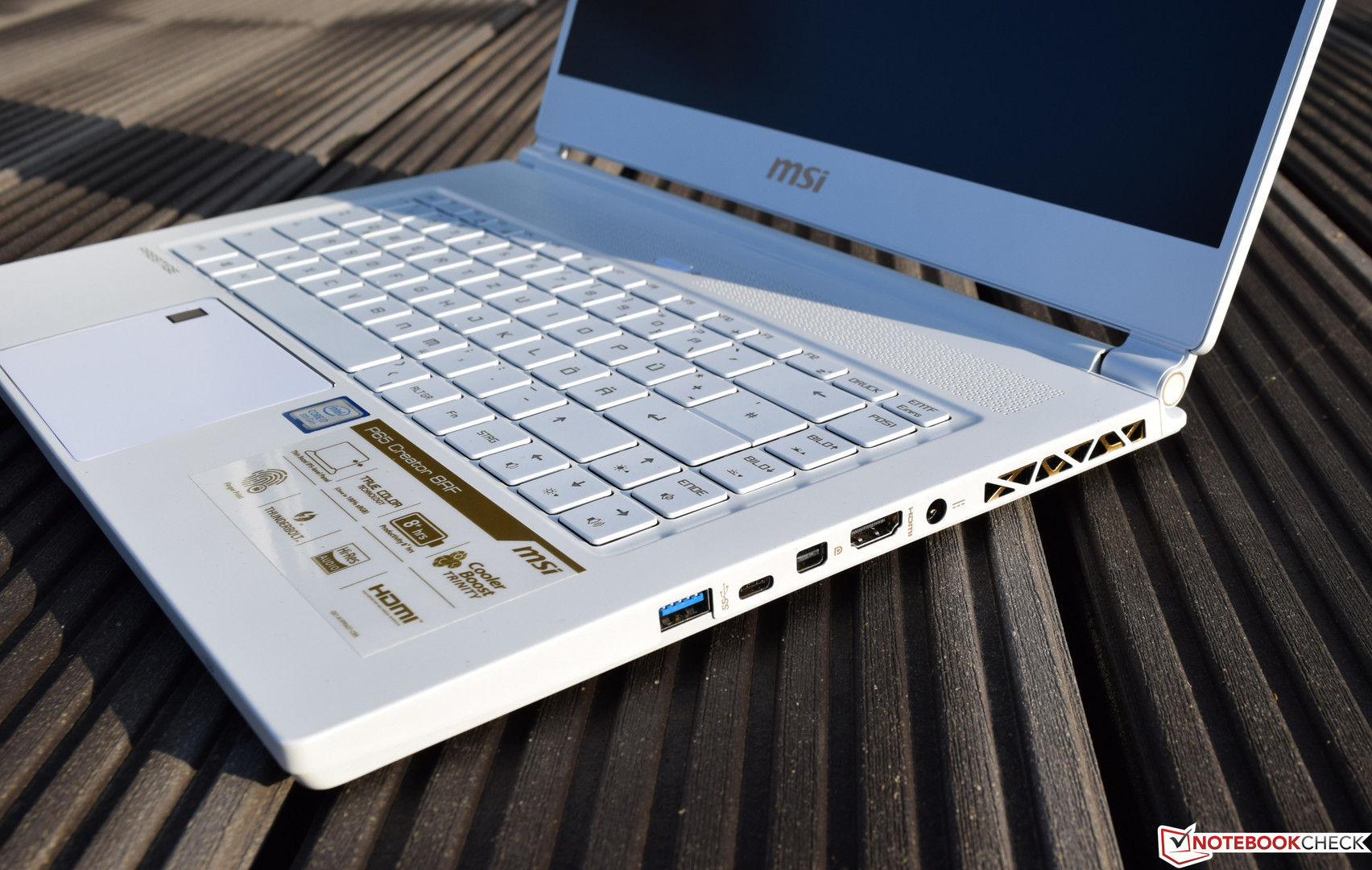 MSI P65 Creator 8RF (i7-8750H, GTX 1070 Max-Q, 512 GB SSD, 144 Hz ...