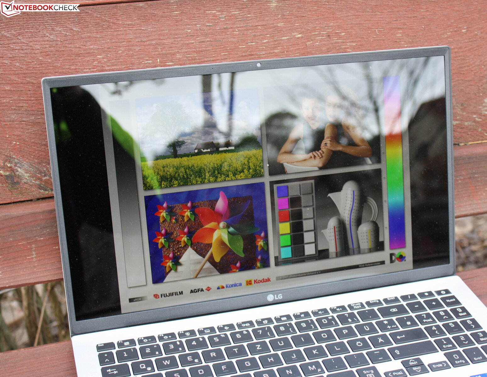 Review of the LG Gram 15Z90P: 1.1-kg (~2.4-lb) 15-inch laptop ...