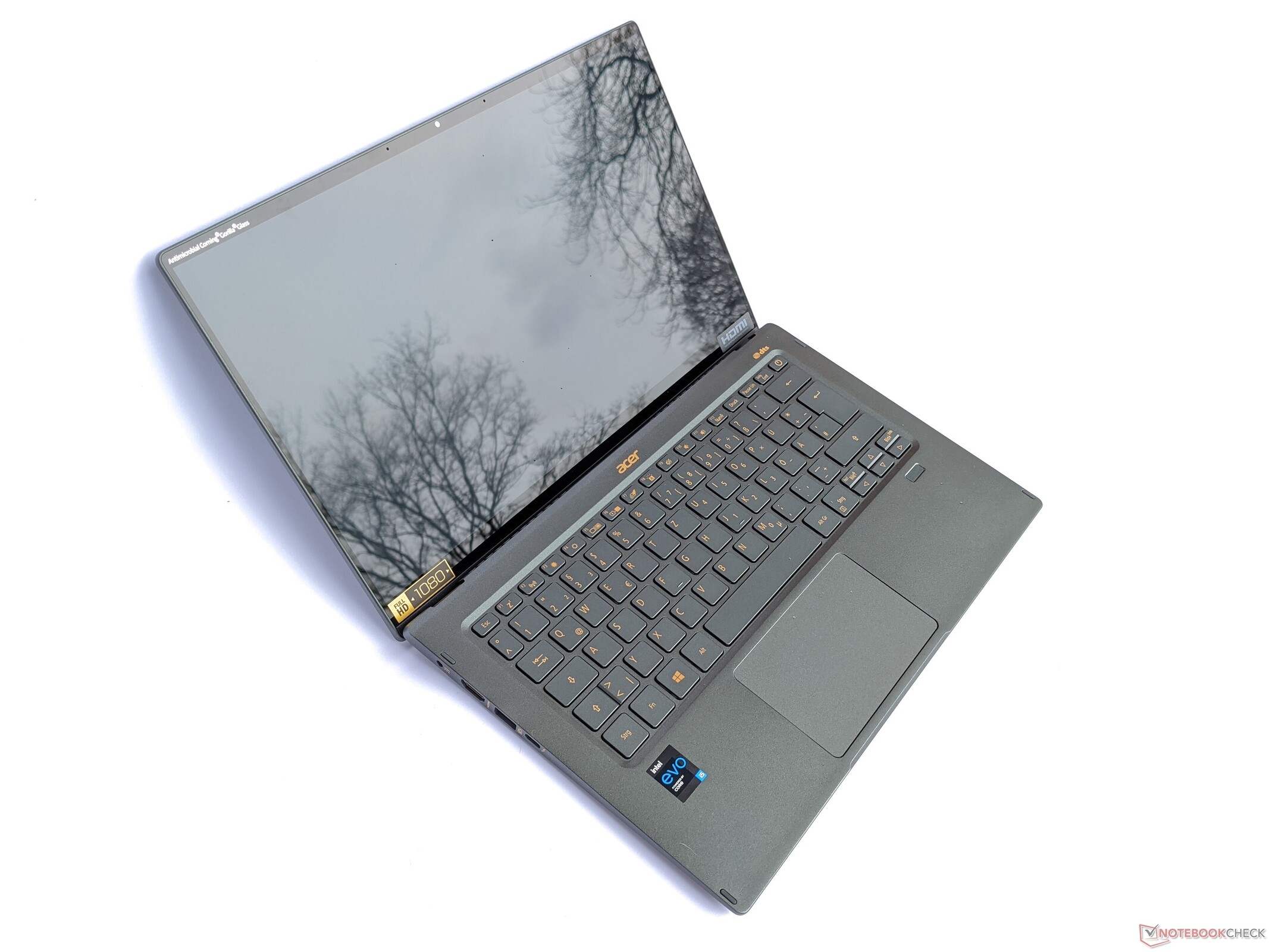 Acer Swift 5 SF514-55T Laptop review: Slim allrounder on EVO basis ...