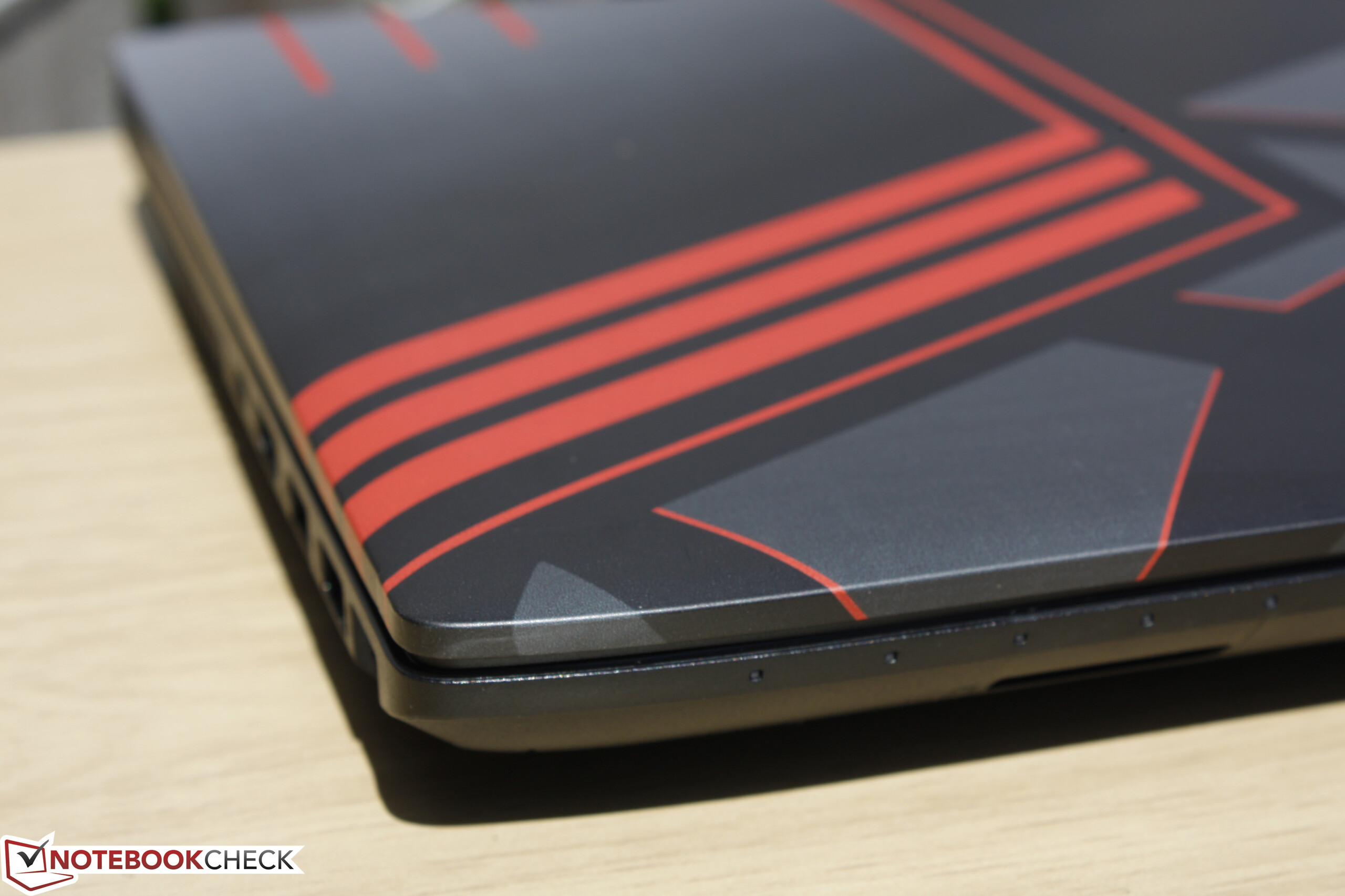 Asus GL552VW Xotic PC Edition Notebook Review - NotebookCheck.net Reviews