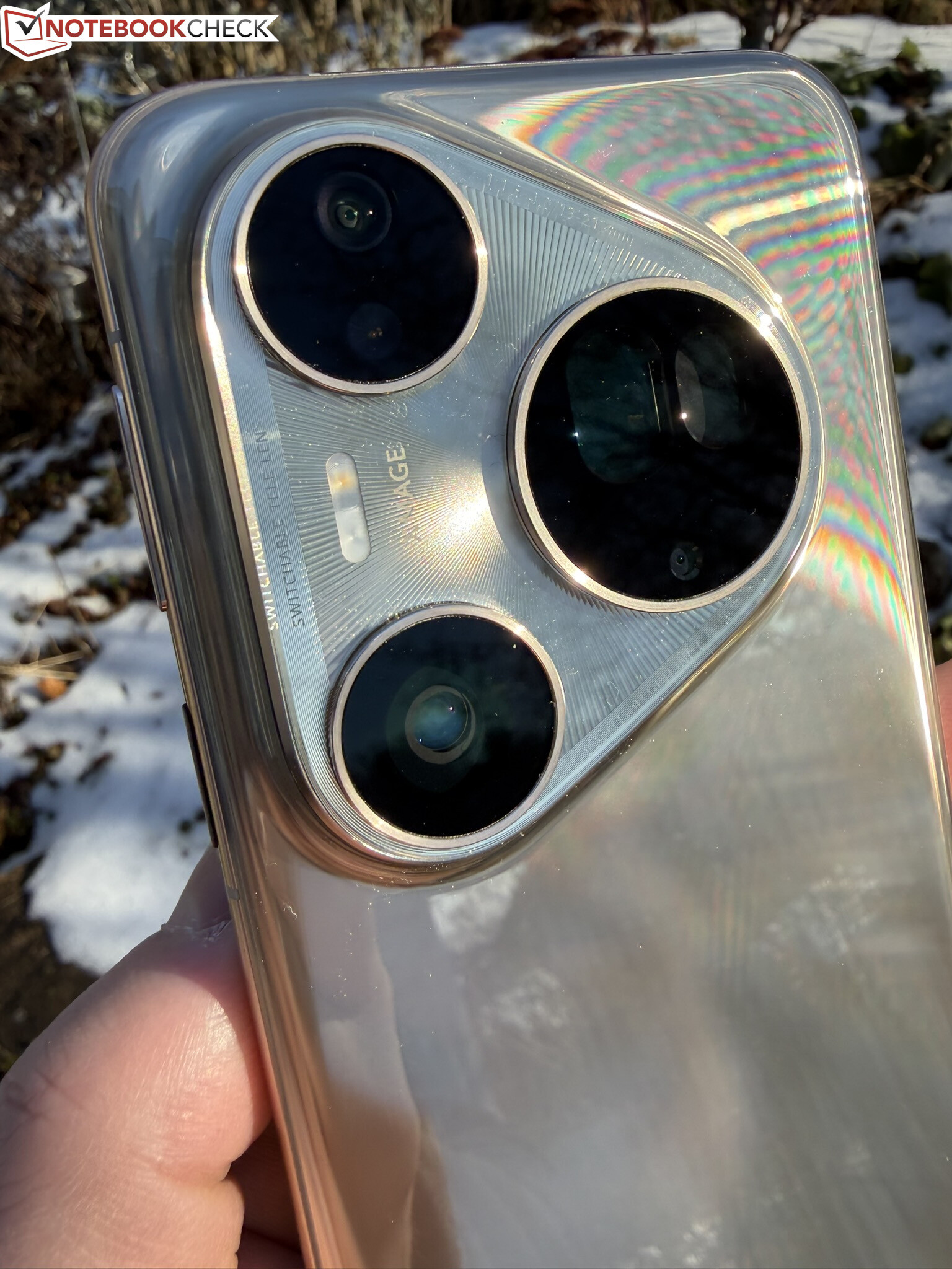 Huawei Pura 80 Ultra Smartphone Review: Camera monster with compromises ...