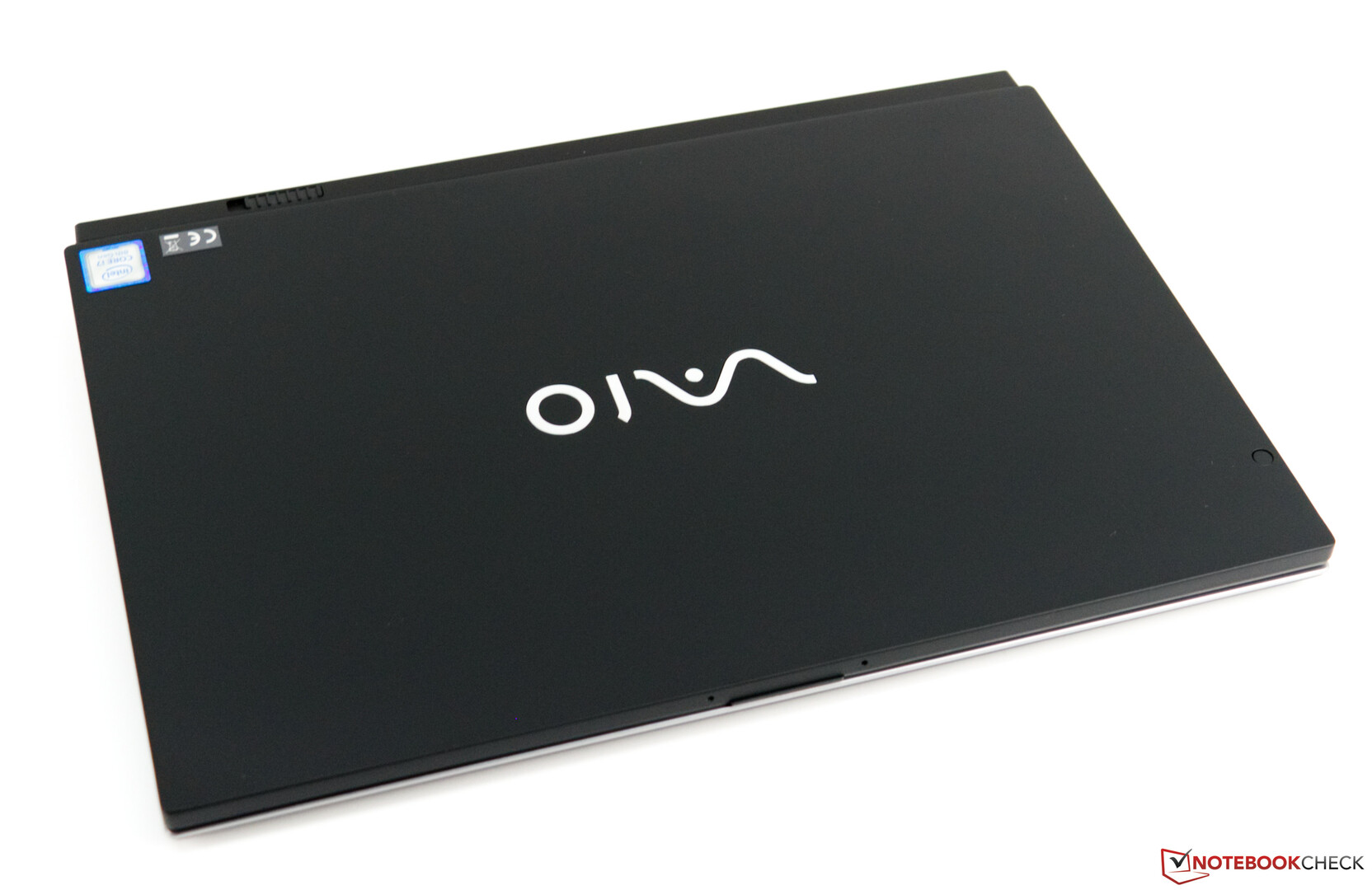 VAIO A12 (Core i7-8500Y, 16 GB RAM, 512 GB SSD, FHD) Convertible Review ...