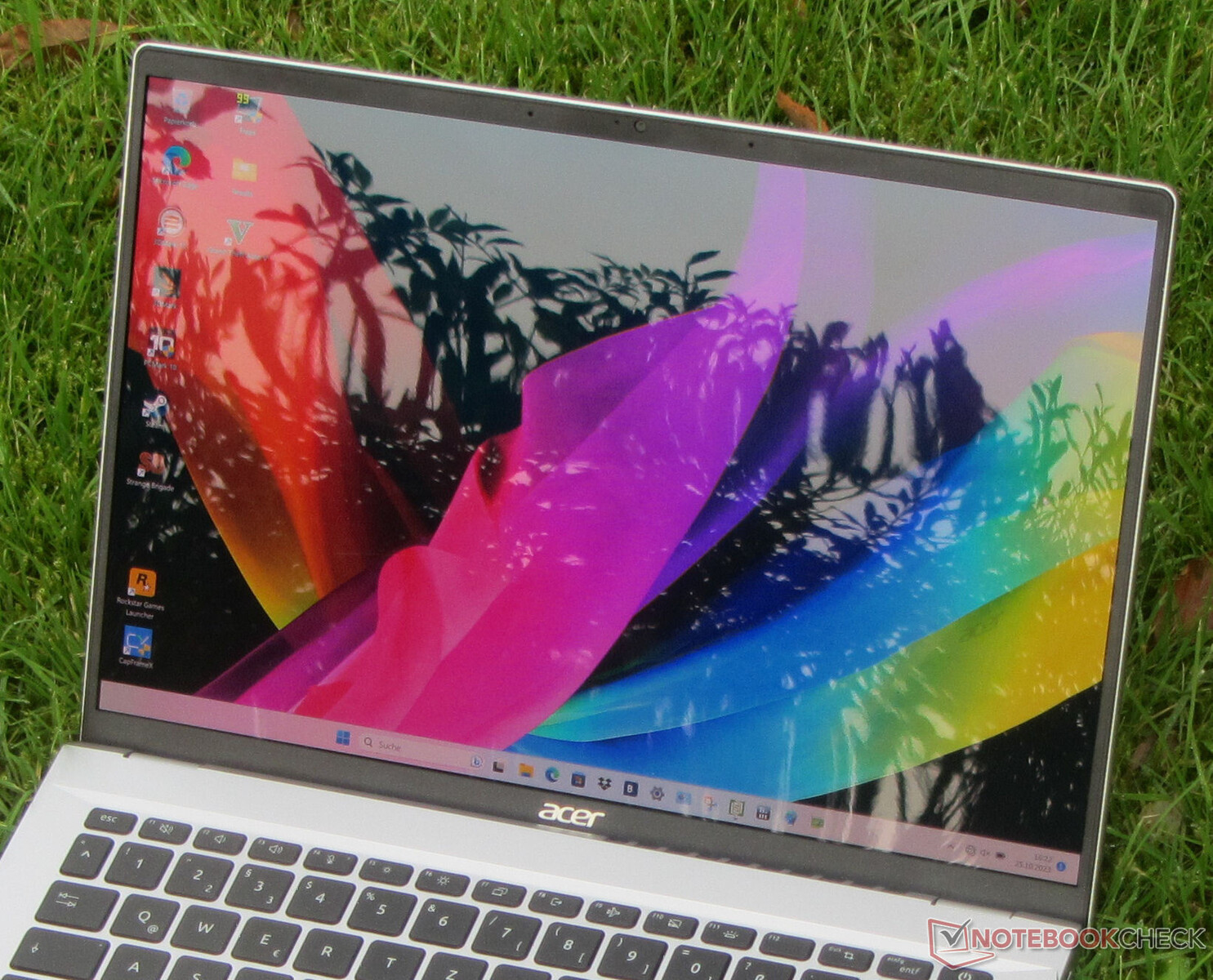 Acer Swift Go 14 (2023) review: The 14-inch laptop with a 2.9k OLED ...