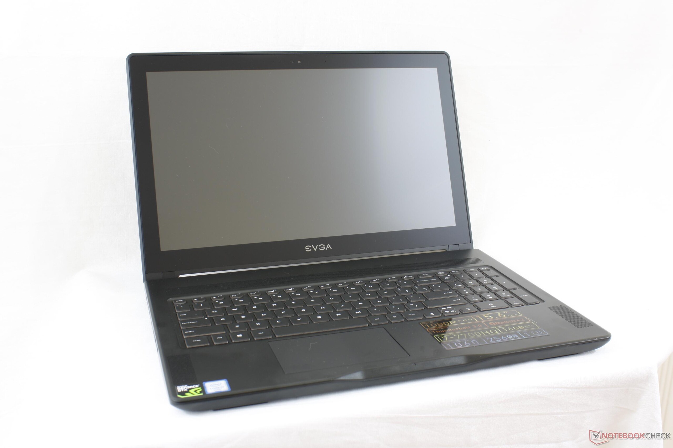EVGA SC15 (i7-7700HQ, GTX 1060) Laptop Review - NotebookCheck.net Reviews