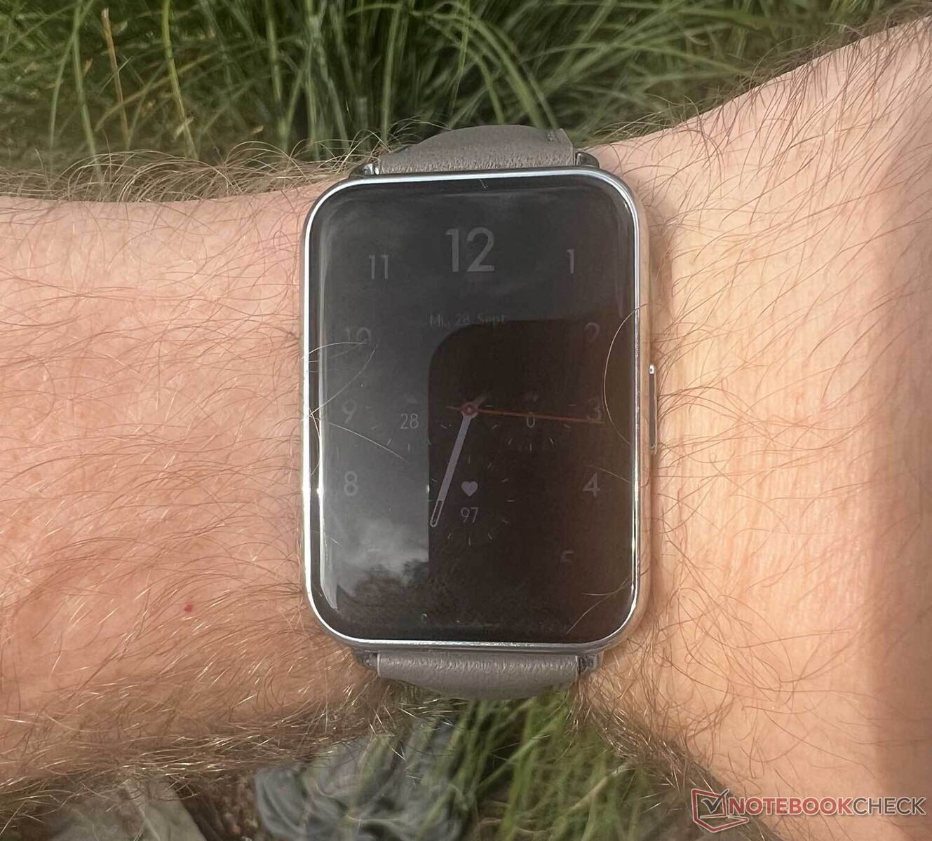 Huawei Watch Fit 2 review: Slim smartwatch from chic to sporty ...