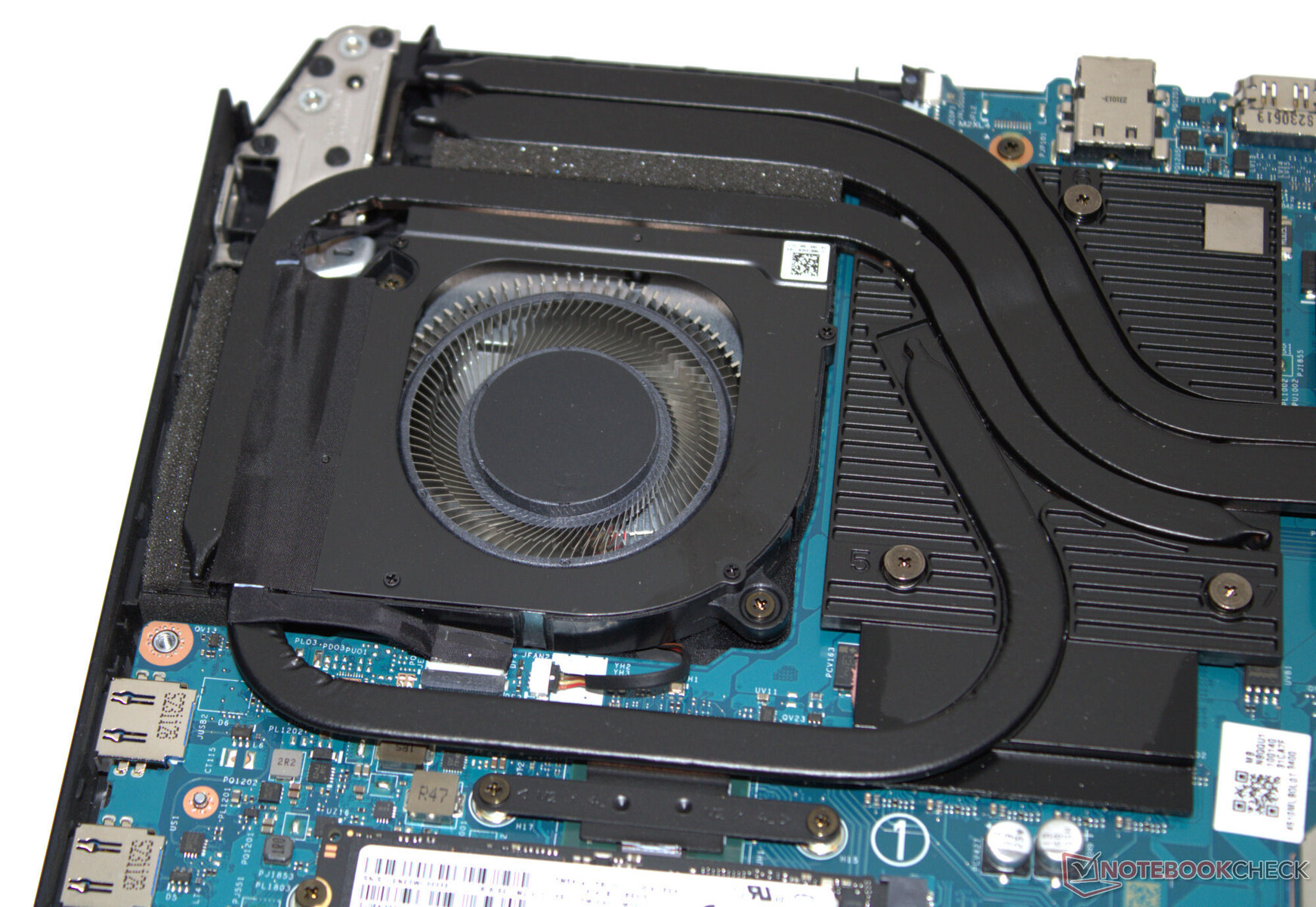 Acer Predator Helios Neo 16 (2024) review: Gaming laptop with RTX 4070 ...