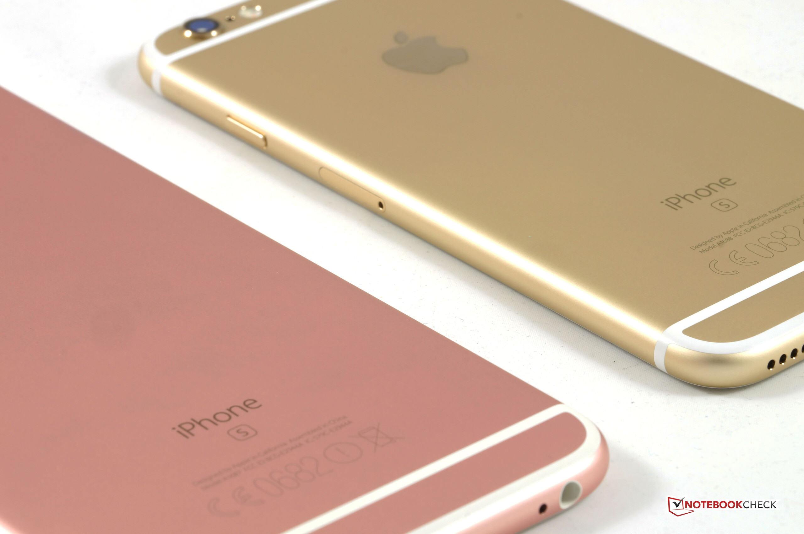 Apple iPhone 6S Plus Smartphone Review - NotebookCheck.net Reviews