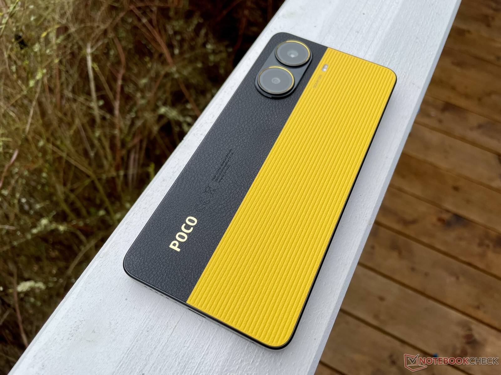 Ranking: Best smartphones for under 300 dollars/euros - Notebookcheck ...