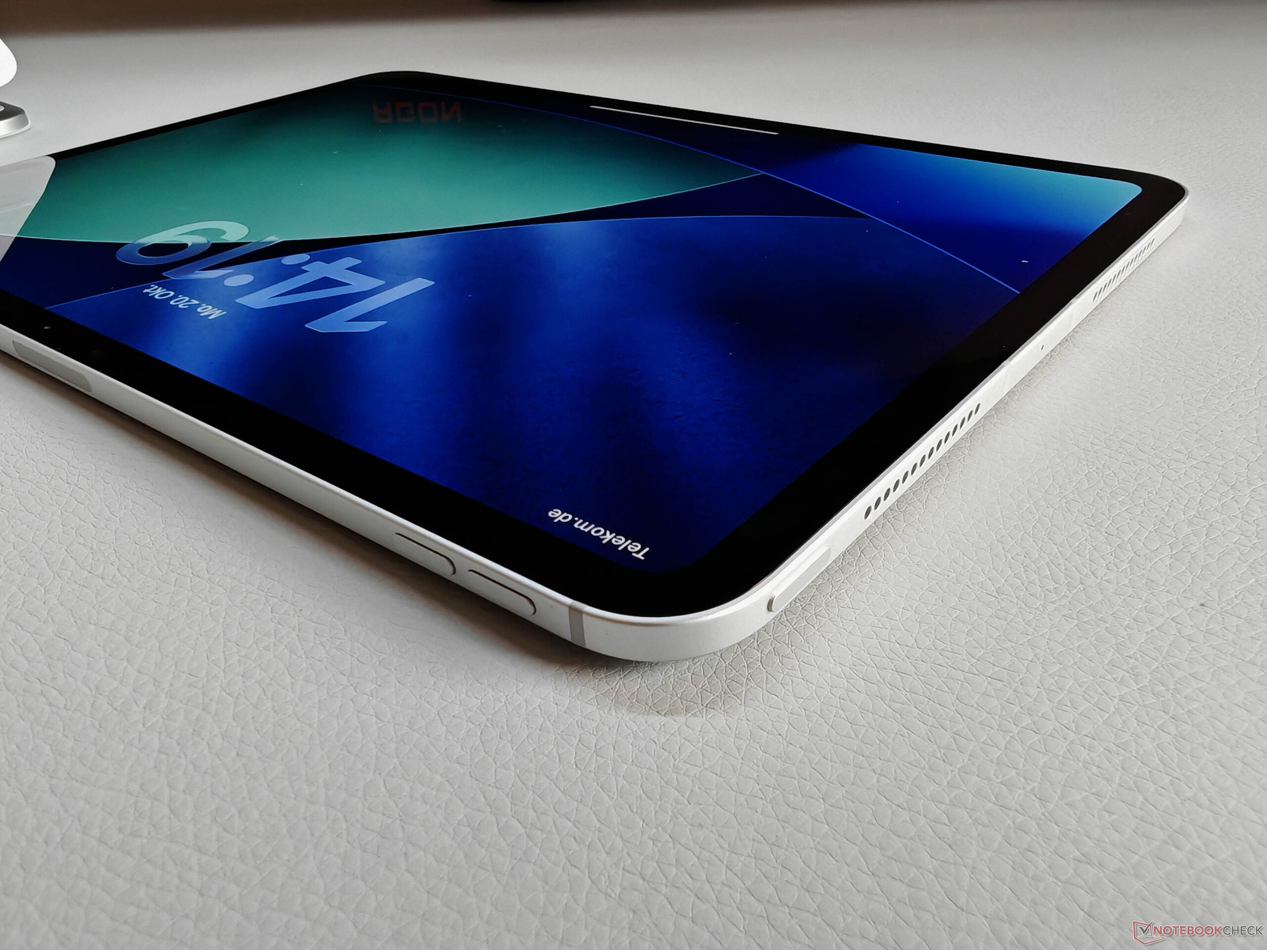 Apple iPad Pro M5 (2025) tablet review - An extremely fast M5 SoC and ...
