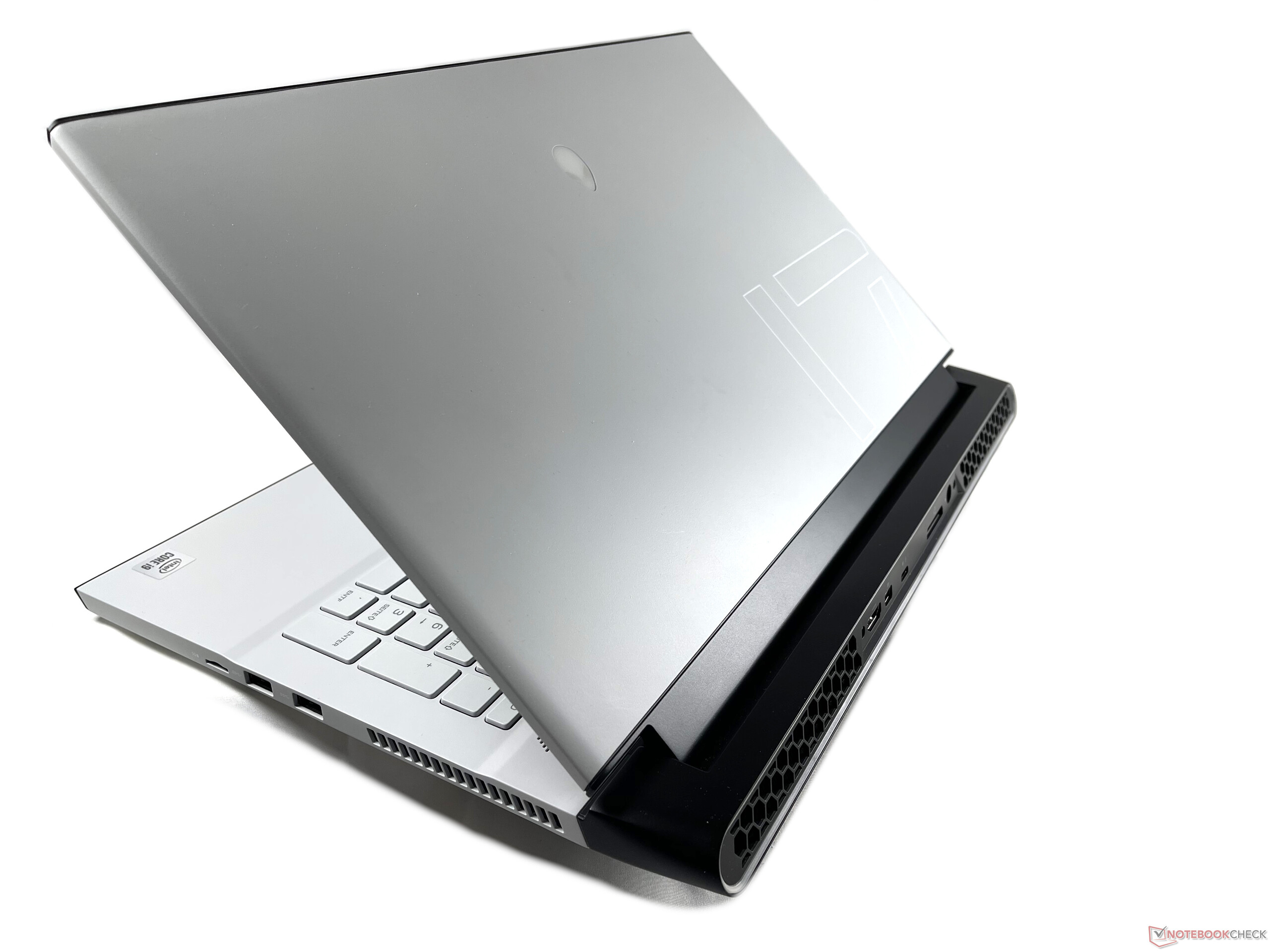 Alienware m17 R4 laptop review: Burning up into the atmosphere ...