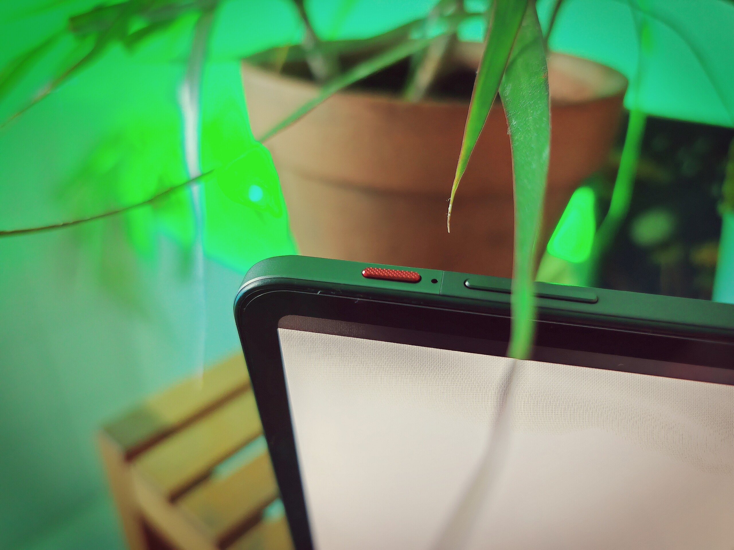 Teclast T60 in review – 12 inch tablet with a huge battery ...