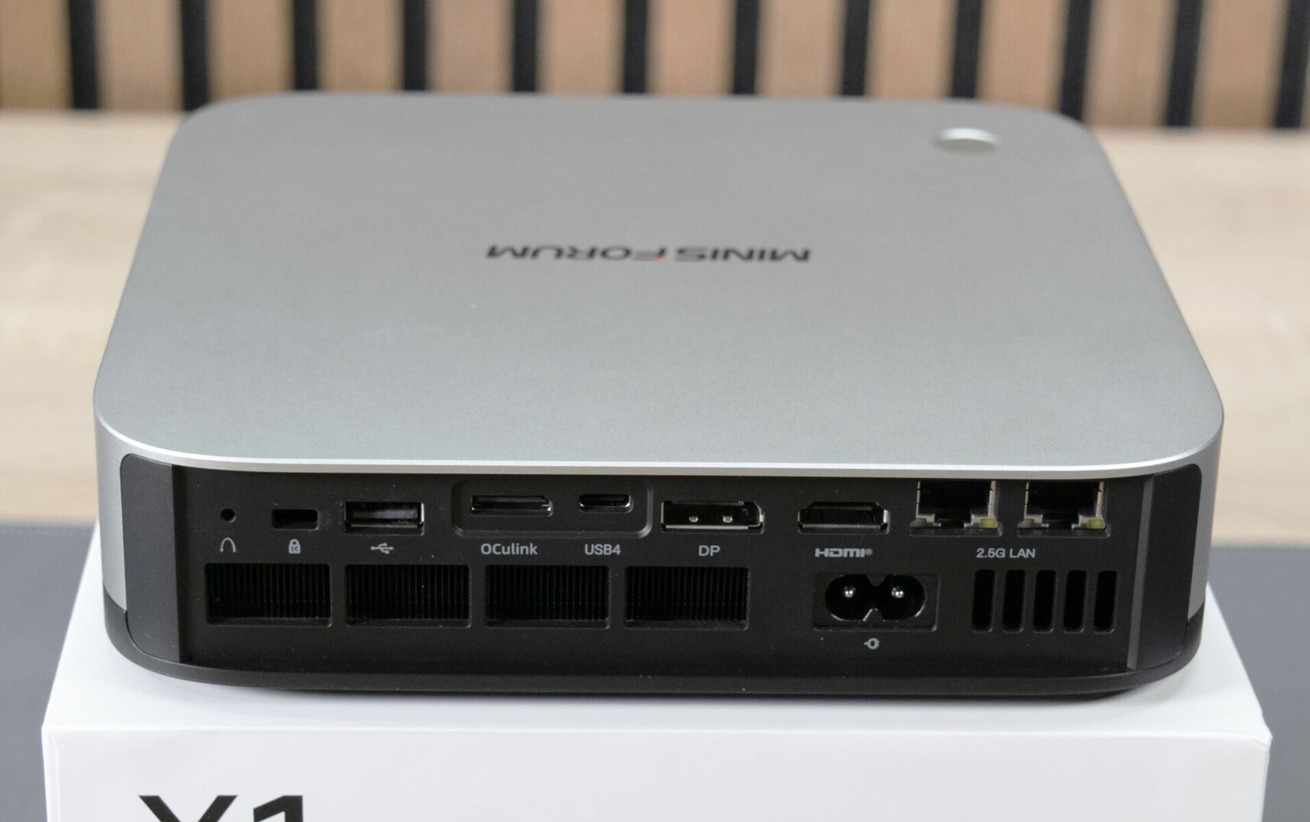 Minisforum AI X1 Pro mini PC with AMD Ryzen AI 9 HX 370 Strix Point APU ...