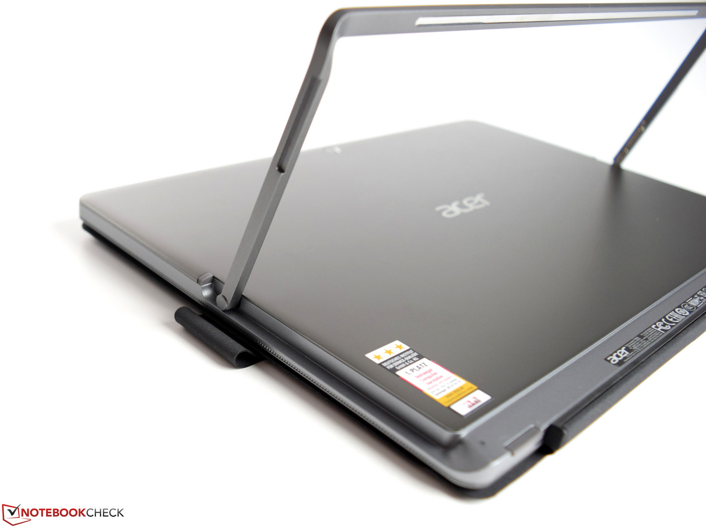 Acer Switch 3 SW312 (Pentium N4200) Convertible Review - NotebookCheck ...