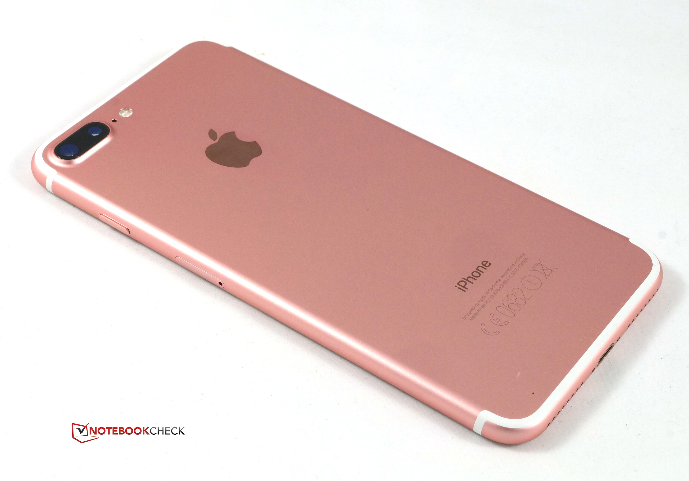 Apple iPhone 7 Plus Smartphone Review - NotebookCheck.net Reviews