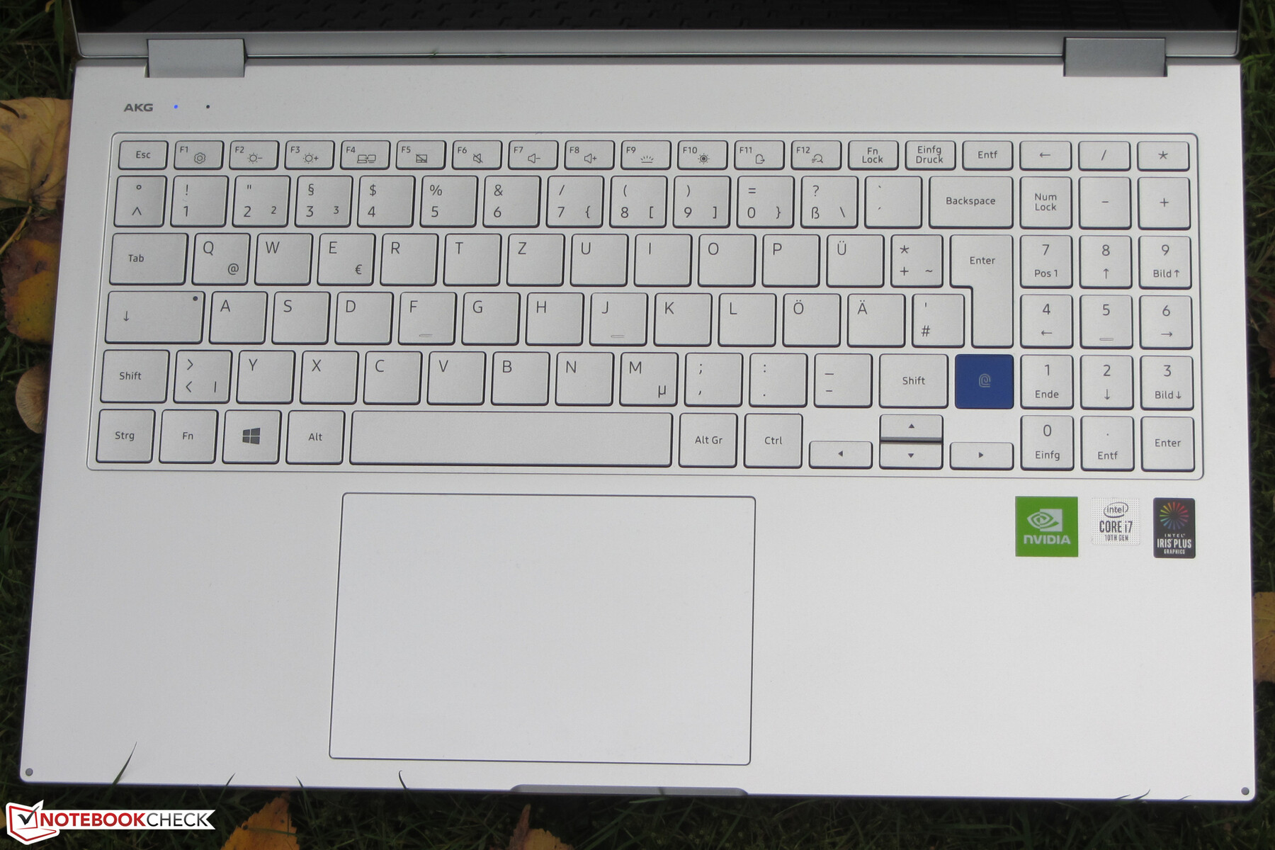 Samsung Galaxy Book Flex NP950QCG Review: Very Bright Display Thanks To ...