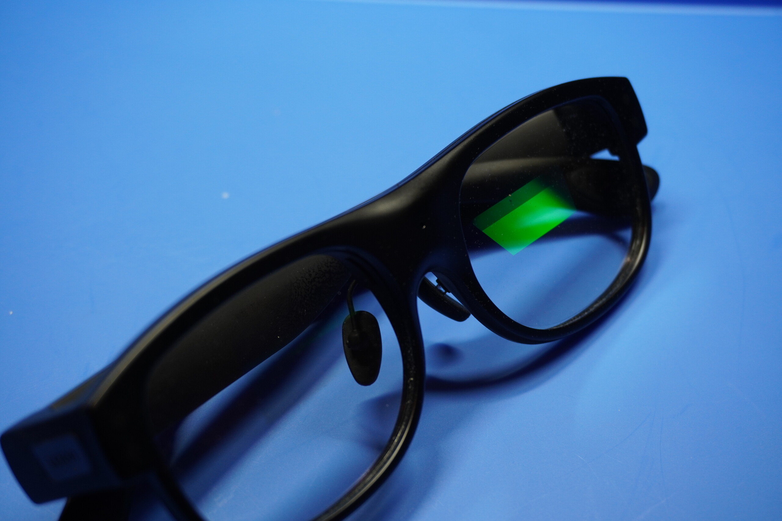 Hands-on with Leion Hey 2 glasses: Living life with subtitles ...