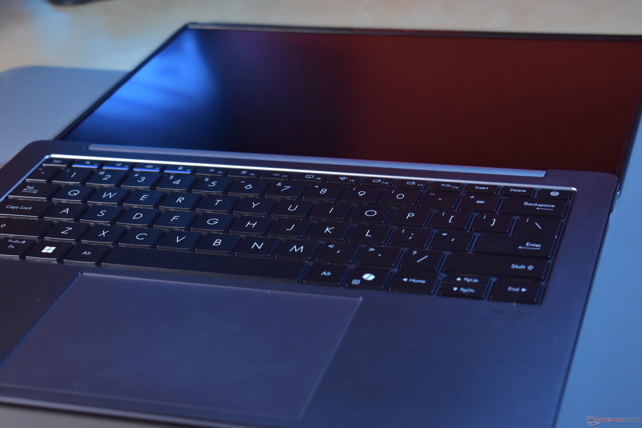 Asus ExpertBook P5 P5405 laptop in review: Intel's M1 moment in a ...