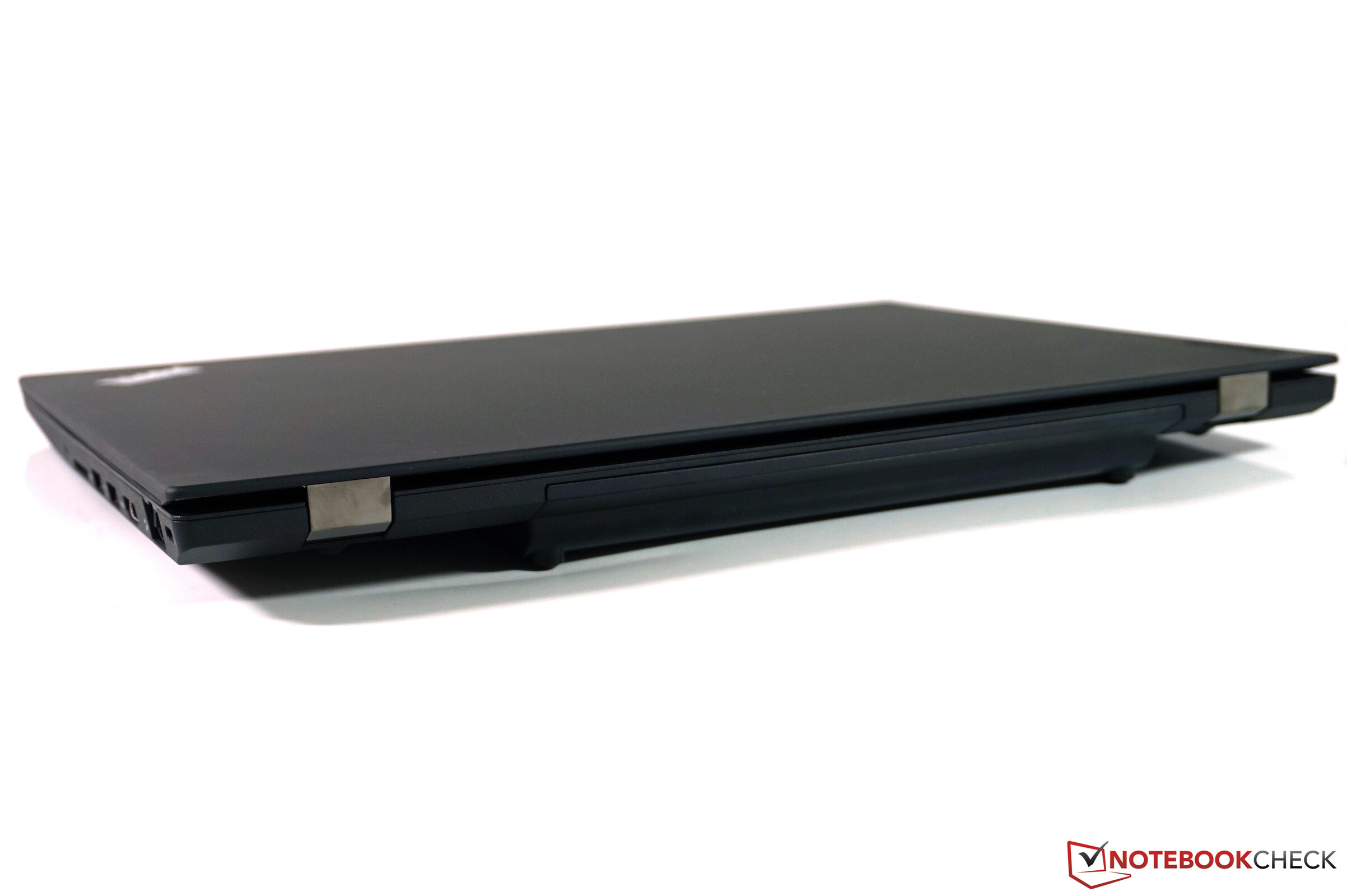 Lenovo ThinkPad P52s (i7-8550U, Full HD) Workstation Review ...