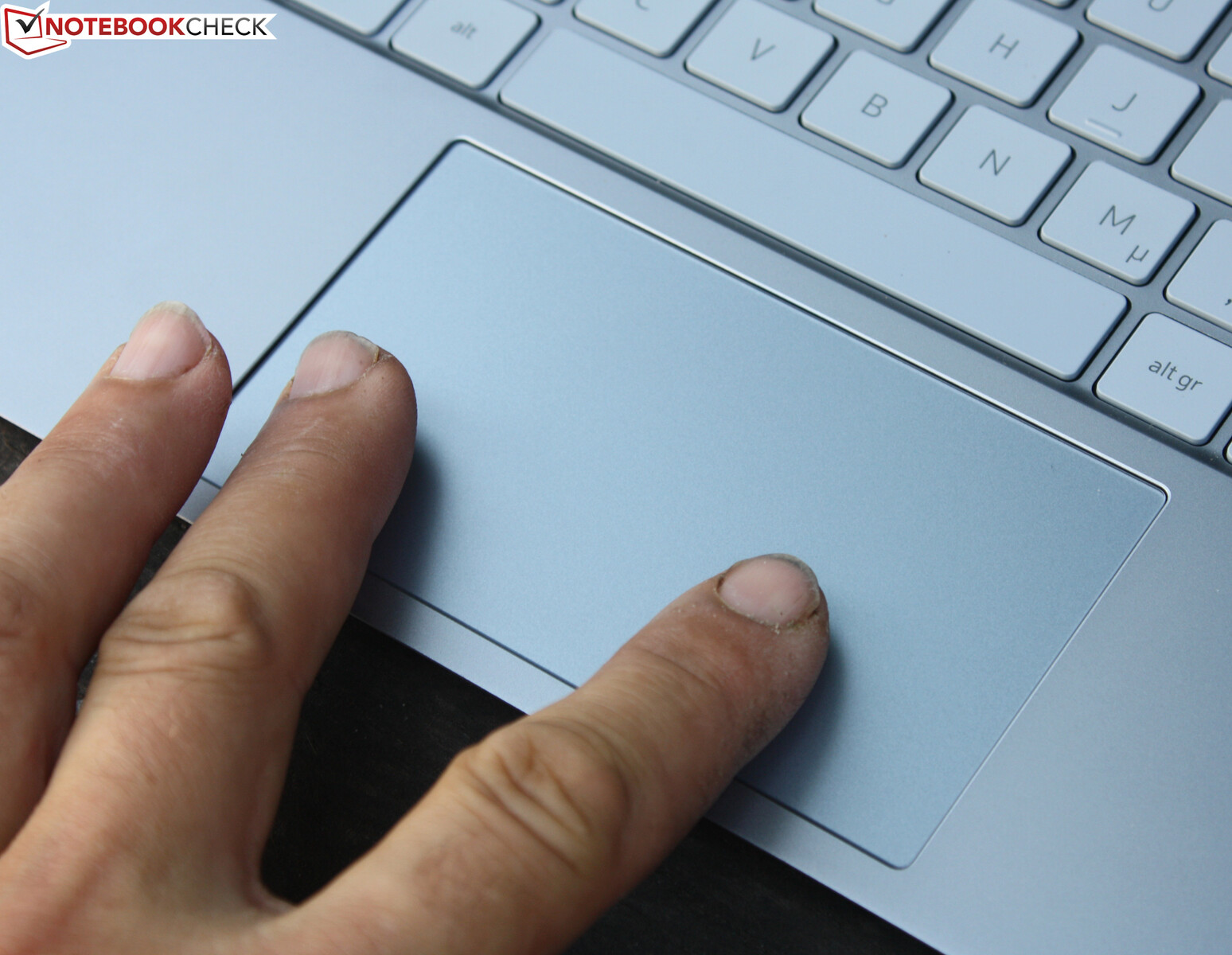 Dell XPS 13 9315 laptop in review: Low performance, incredible battery ...
