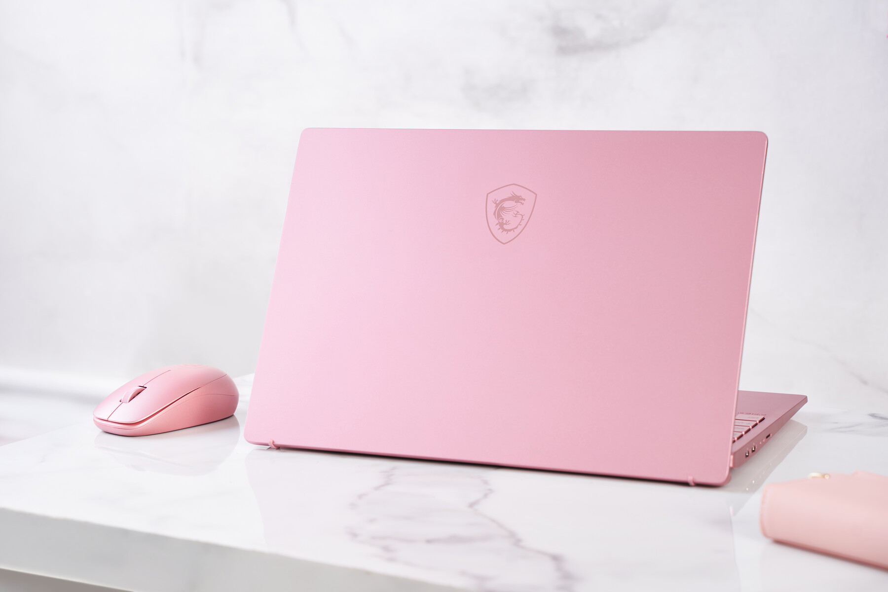 Watch out Razer, the MSI Prestige 14 is coming in Hot Pink ...