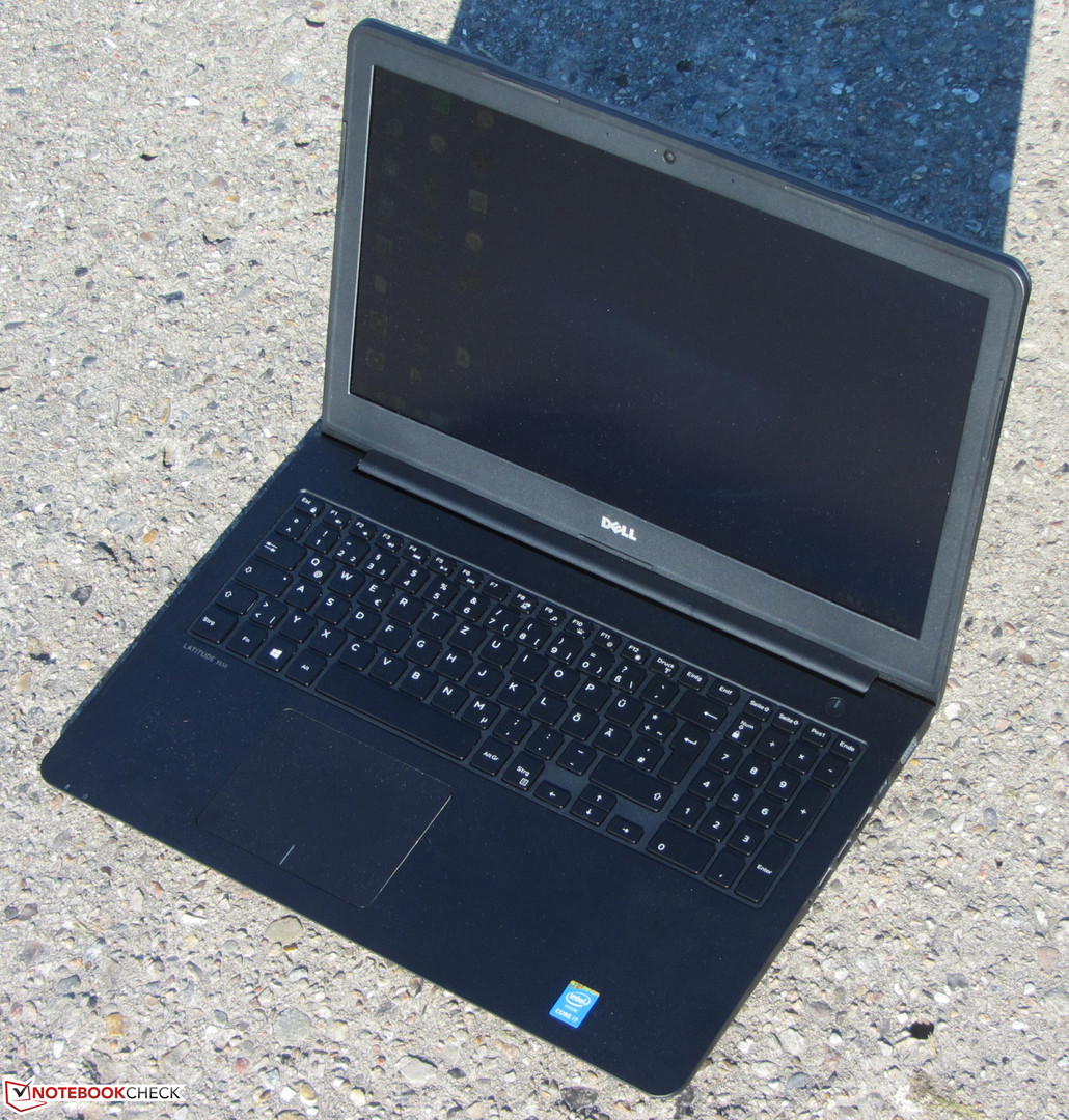 Dell Latitude 3550-0123 Notebook Review - NotebookCheck.net Reviews