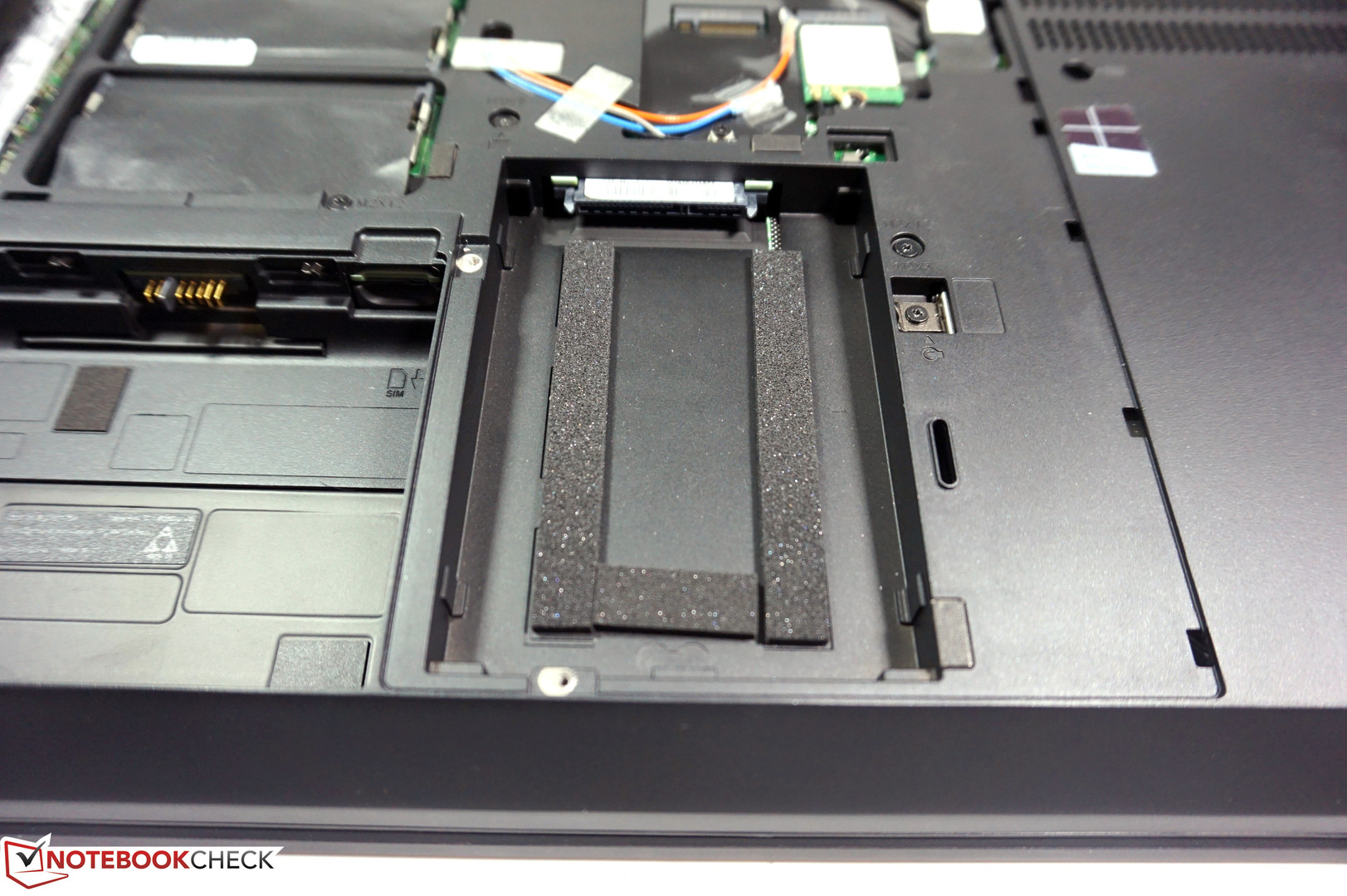 Lenovo ThinkPad P70 Workstation Review - NotebookCheck.net Reviews