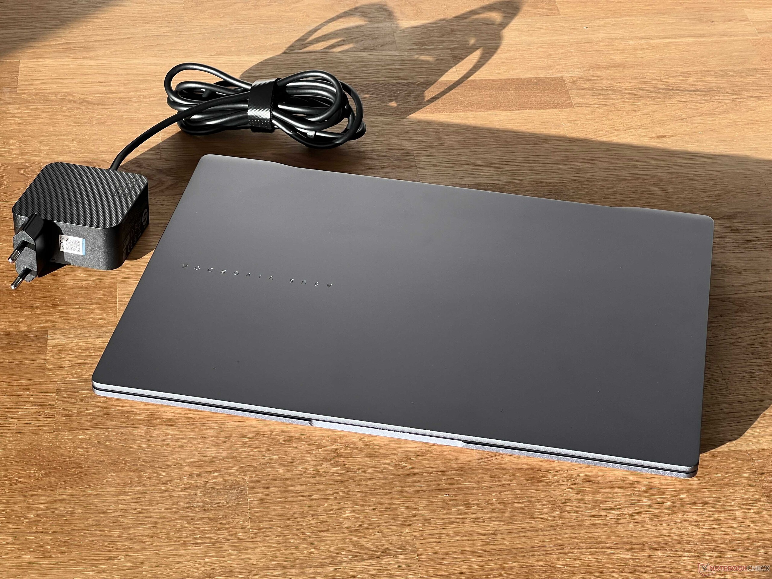 Asus Vivobook S 14 OLED Review: Affordable, quieter, and long lasting ...