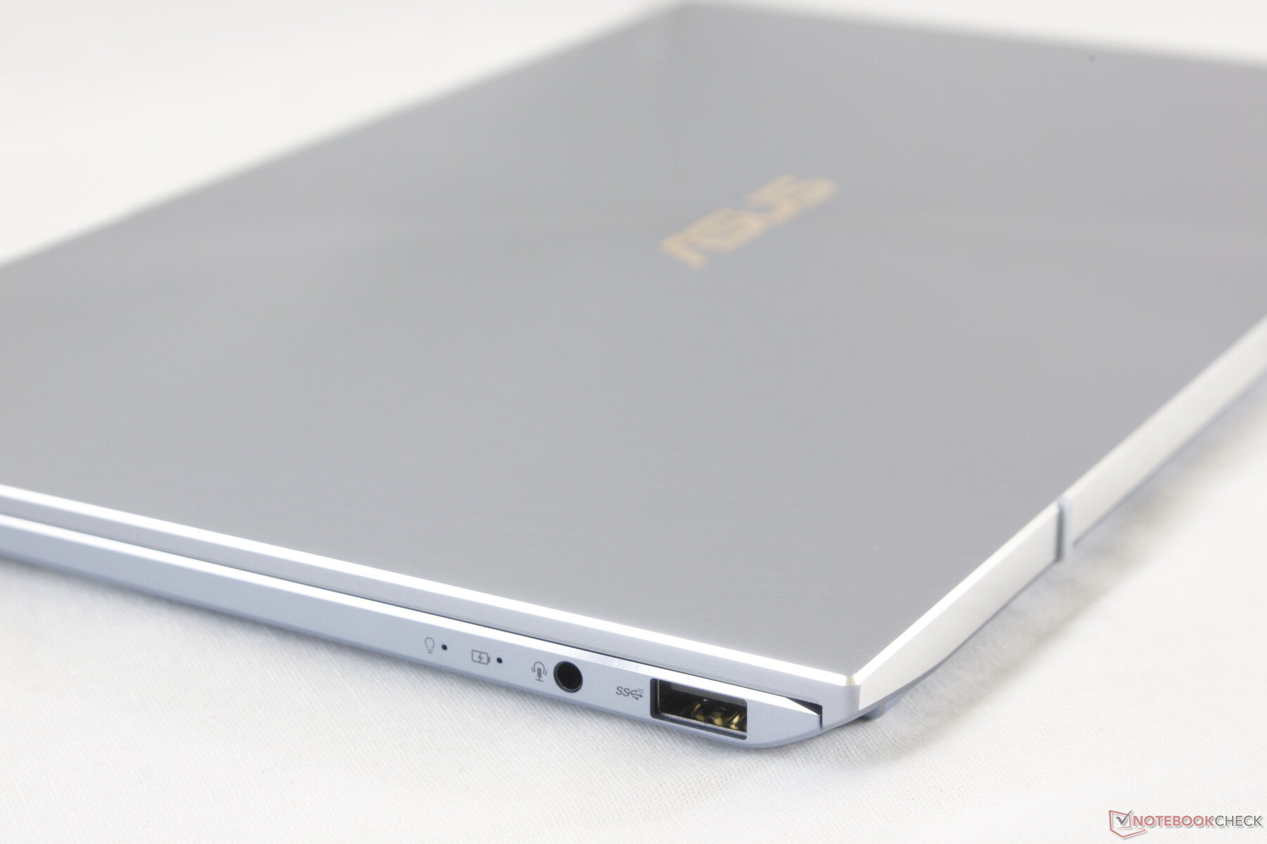 Asus ZenBook S13 UX392FN (i7-8565U, GeForce MX150) Laptop Review ...