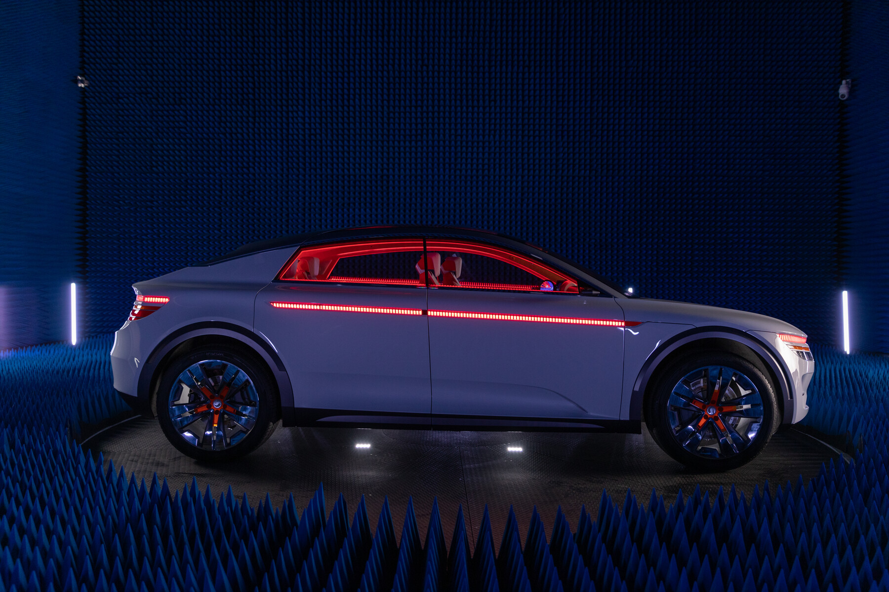 Qualcomm Snapdragon Ride Flex SoCs unveiled to drive the future of OEM ...