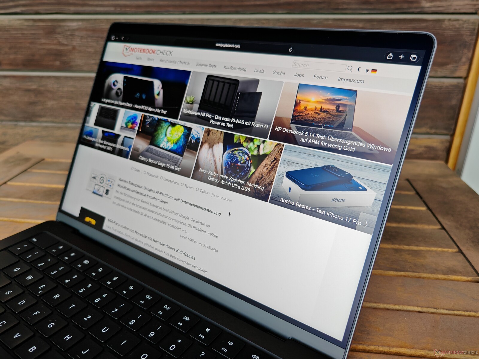Apple MacBook Pro M5 (2025) review - The fastest single-core ...